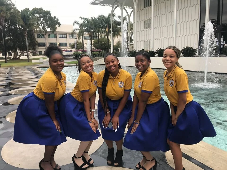 Undergraduates — Sigma Gamma Rho