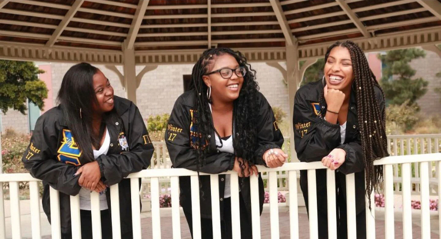 Undergraduates — Sigma Gamma Rho