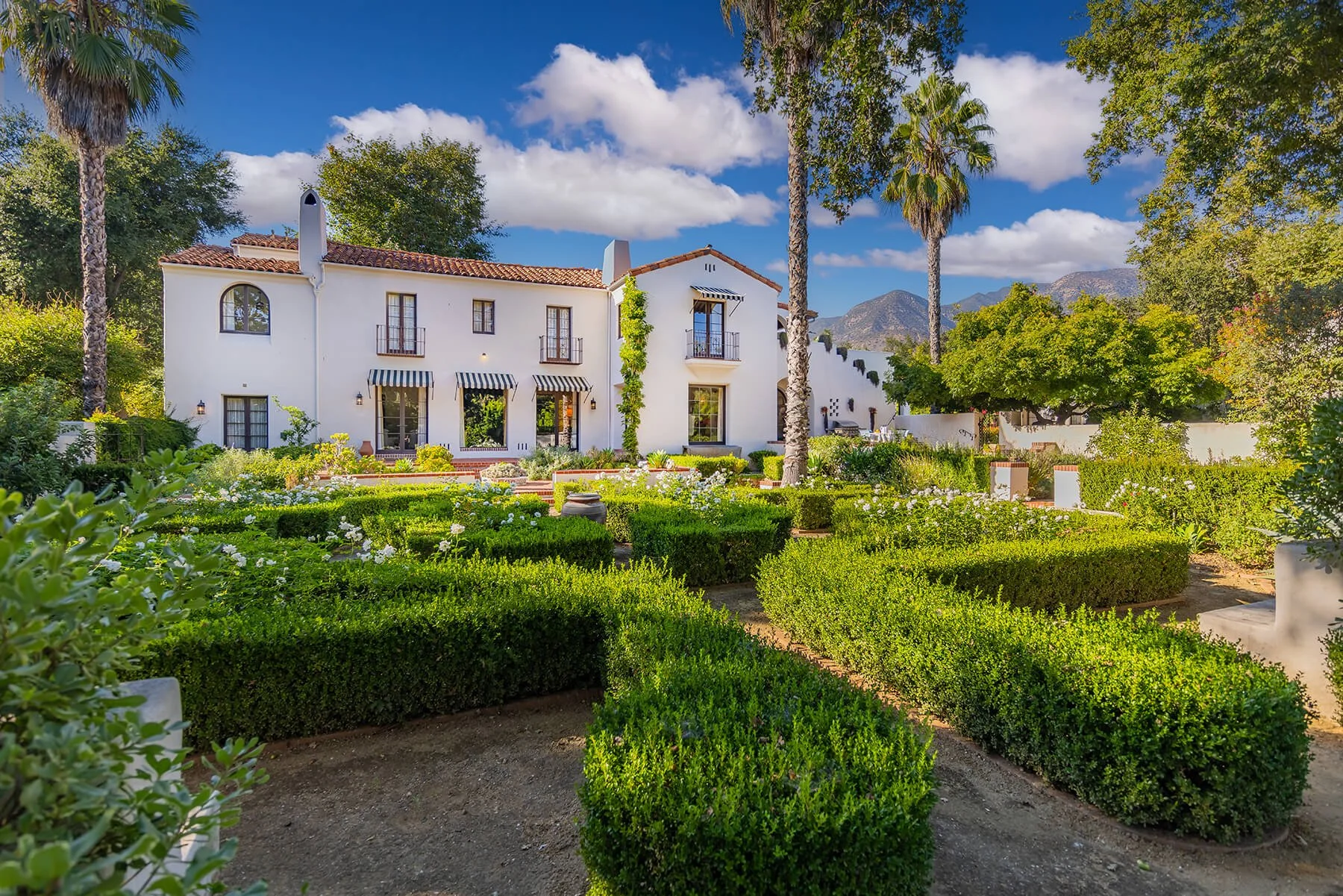 A Festive Ode to Ojai — vortex