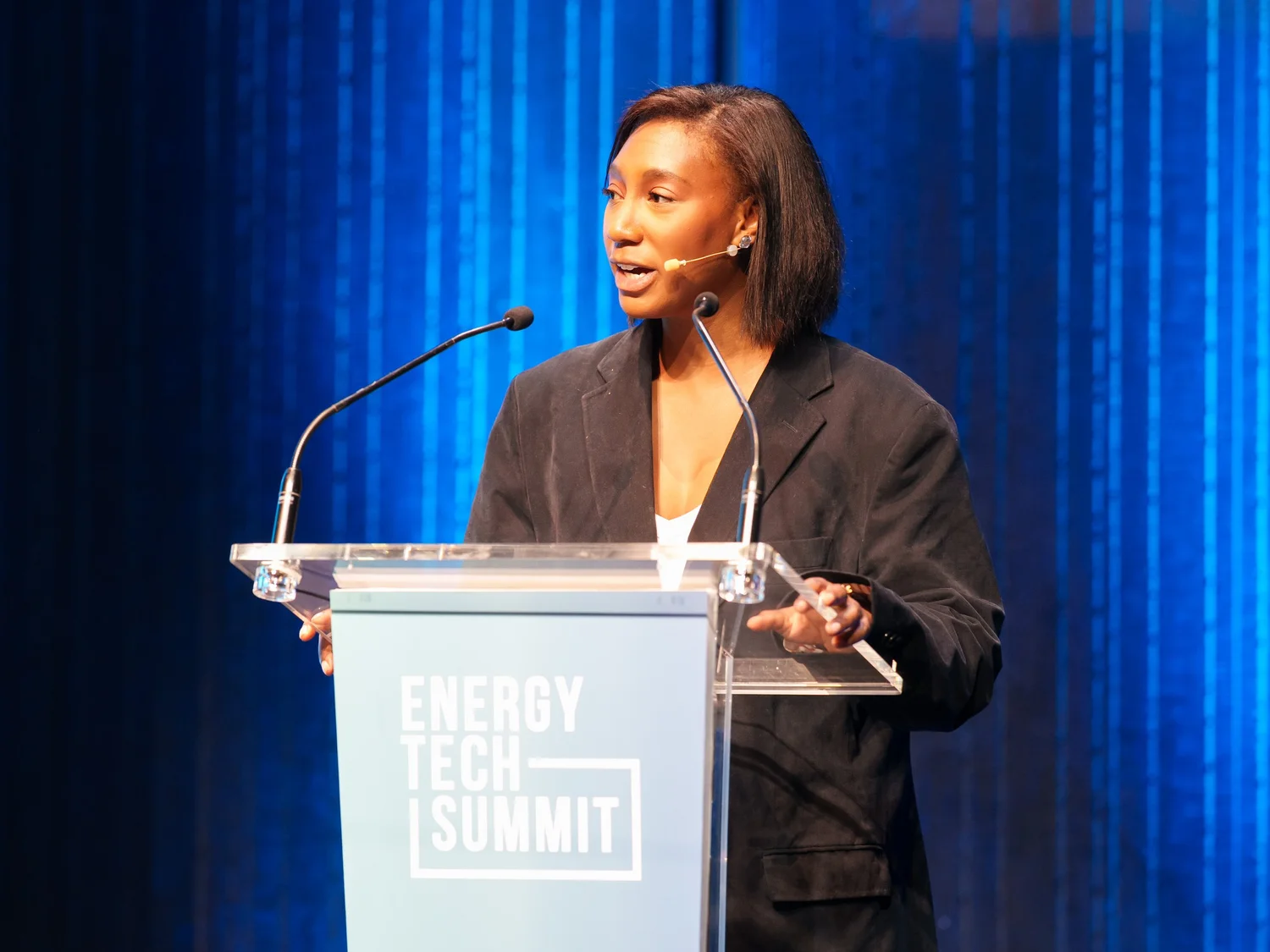 Ashlee Braxton | Elite Public Speaking & Performance Coach