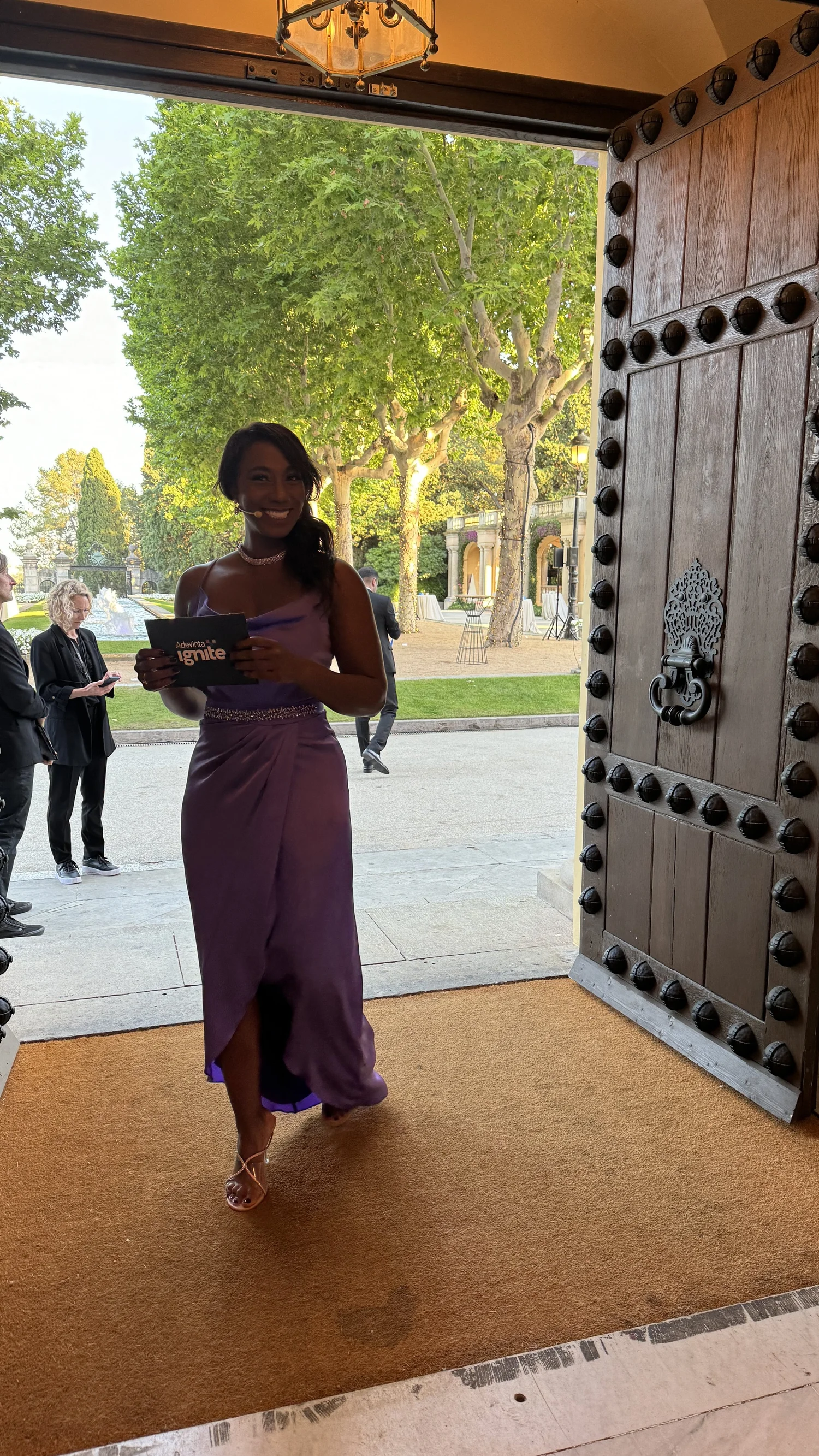 Ashlee Braxton | Elite Public Speaking & Performance Coach