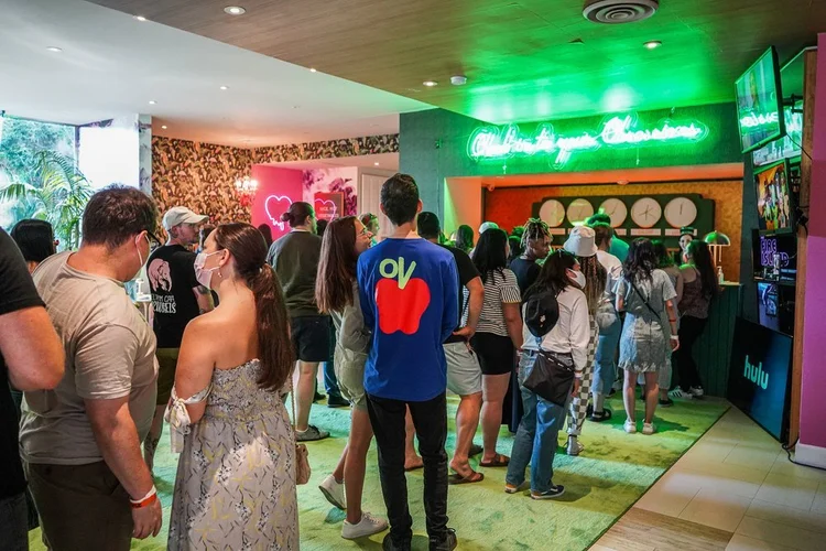 Hulu: Check in to your Obsessions — Daniel Chen