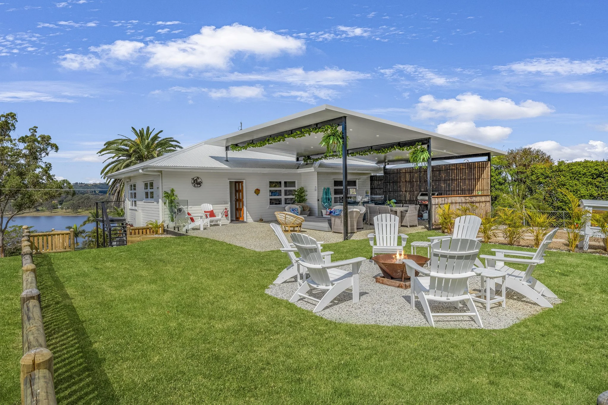 Moogerah Lake Houses