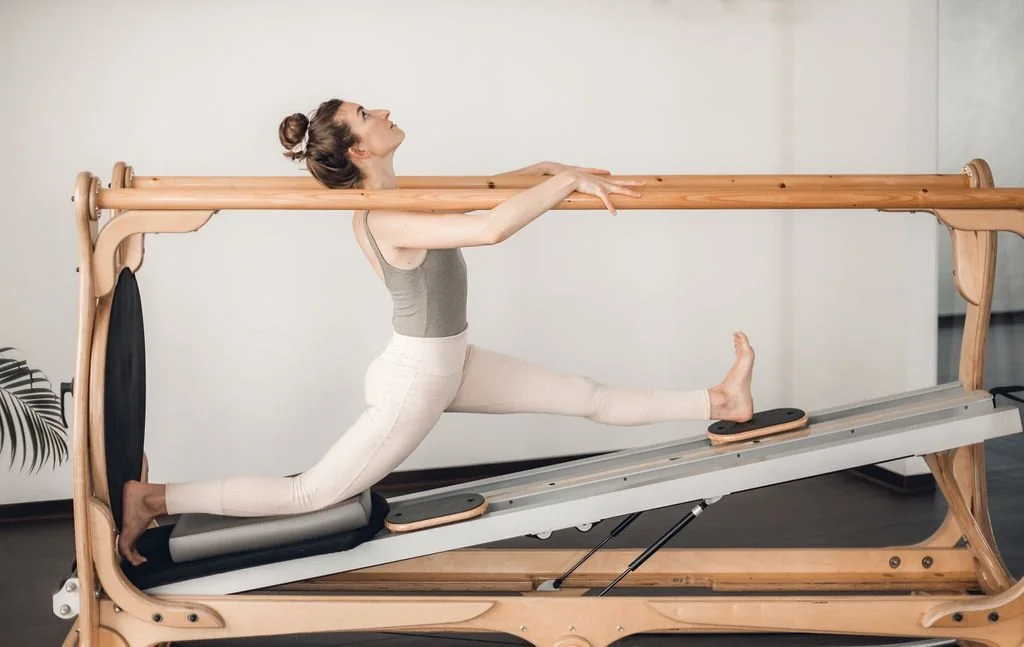 Services 2 — Alessandra Giambelli