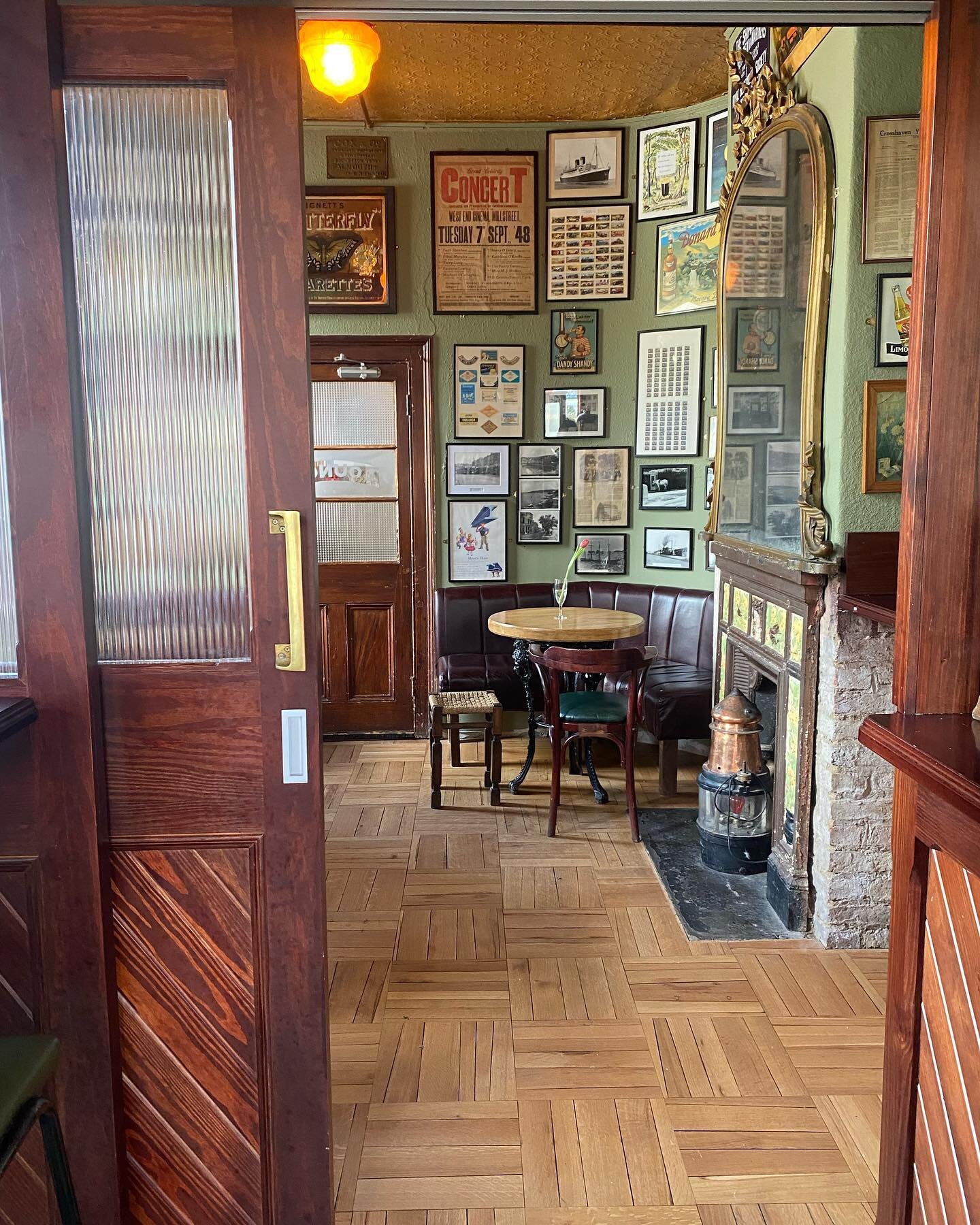 Cronin's Traditional Pub