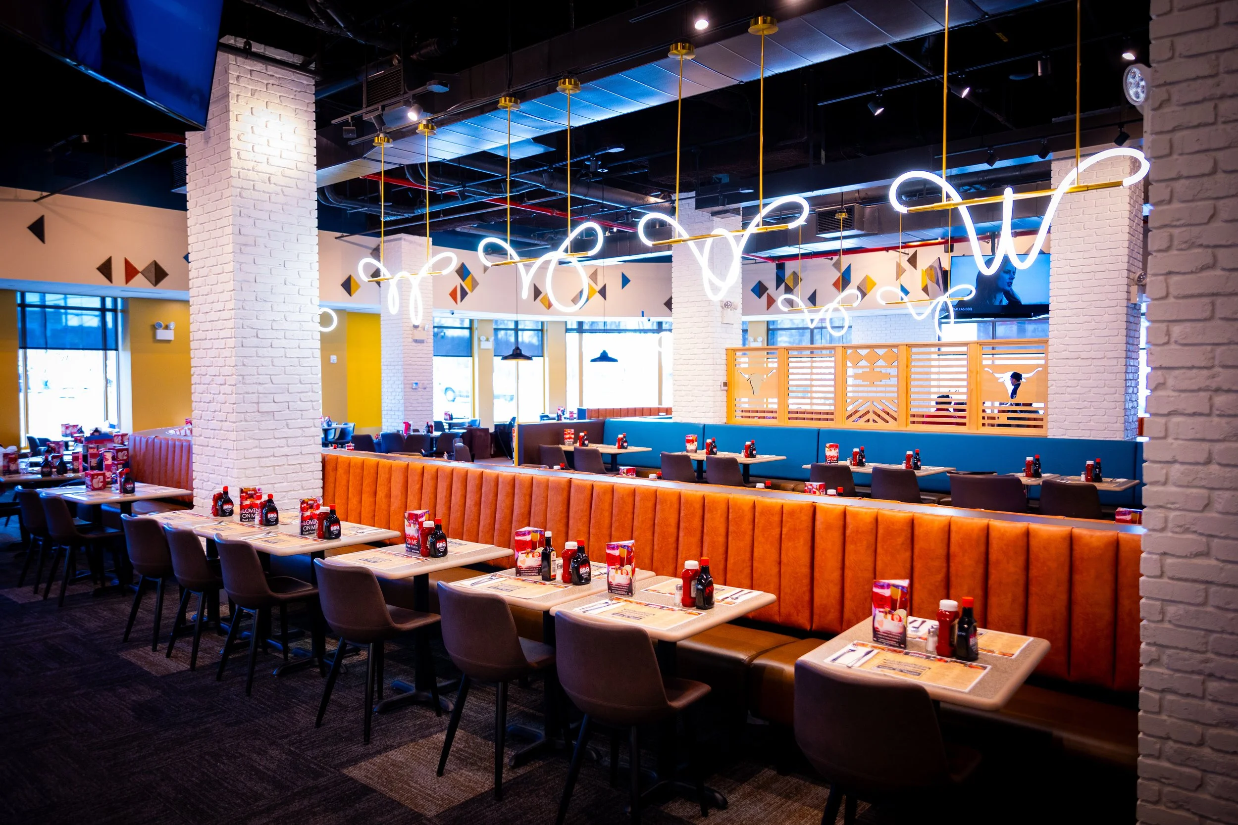 911 Erskine St — New York's Best BBQ Chicken, Ribs & Frozen Drinks ...