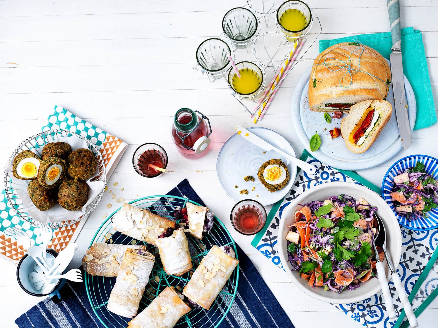 Editorial / Social Media — Jonathan Kennedy