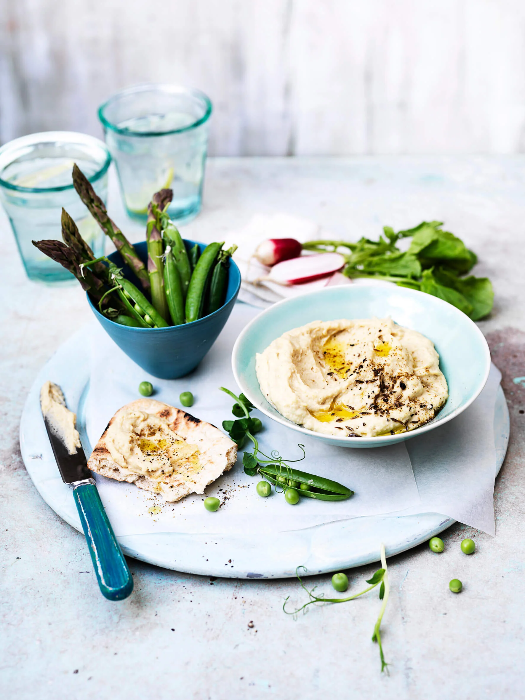 Editorial / Social Media — Jonathan Kennedy