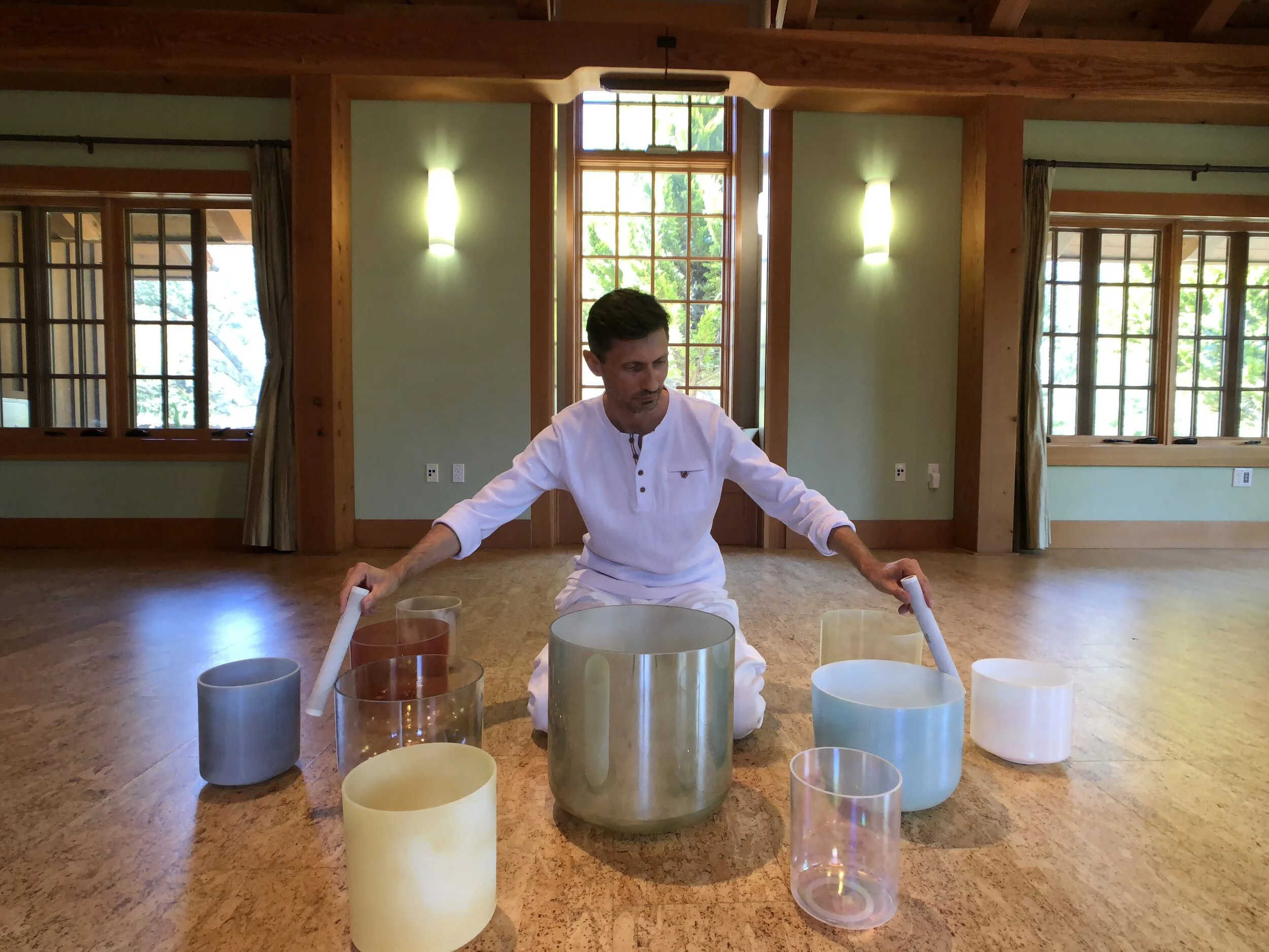 What is a sound bath? — Lauri Poldre