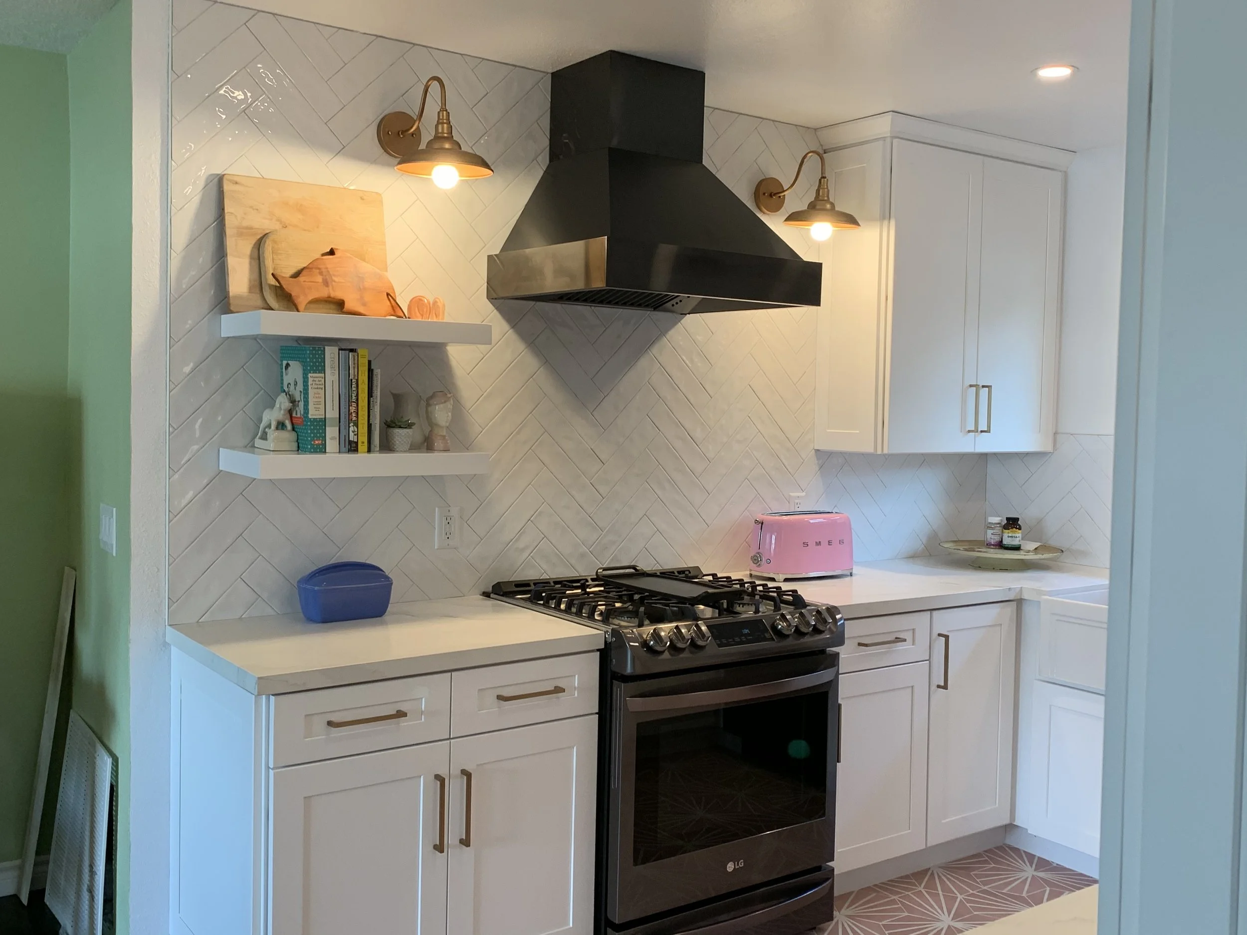 Floating Shelves — Granite & Cabinet Depot