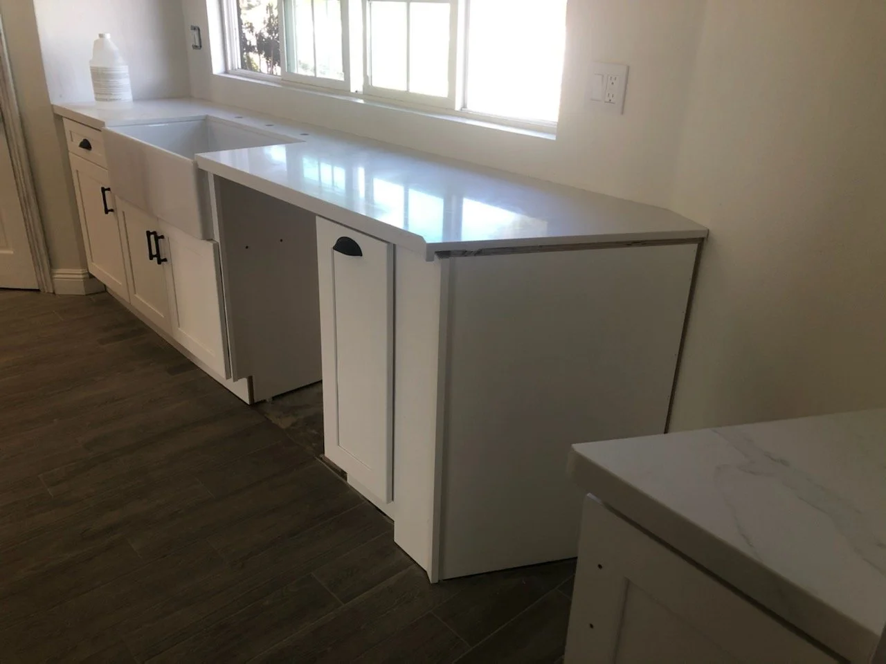 White Sahara — Granite & Cabinet Depot