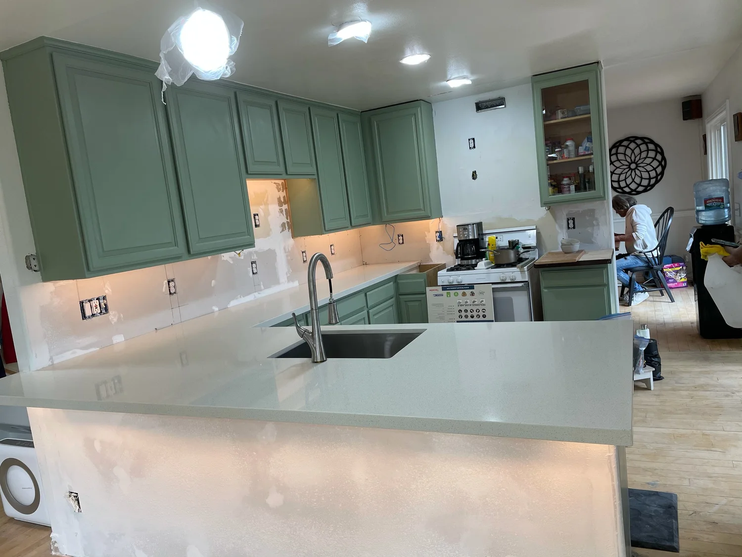 White Linen — Granite & Cabinet Depot