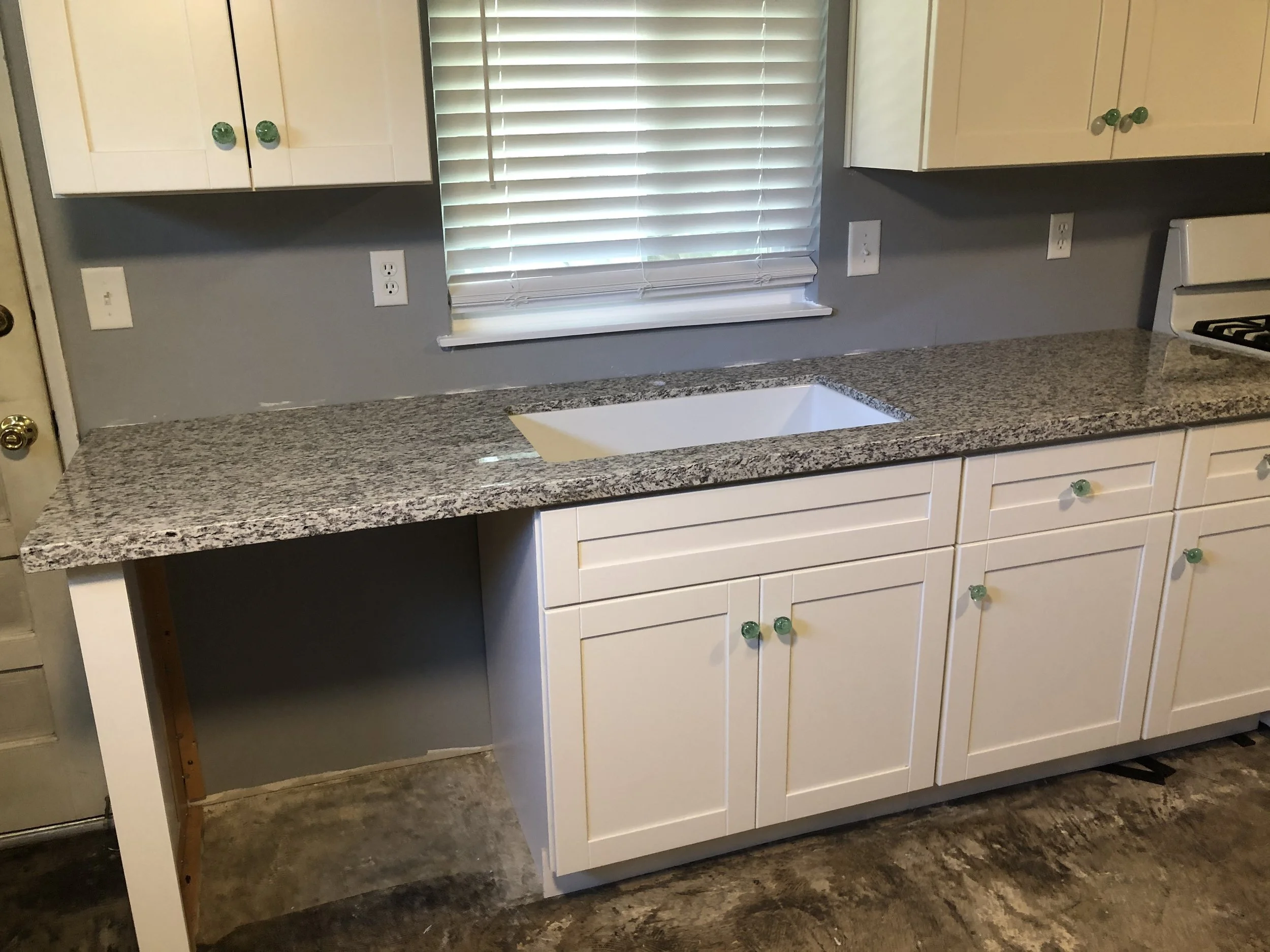 White Surf — Granite & Cabinet Depot