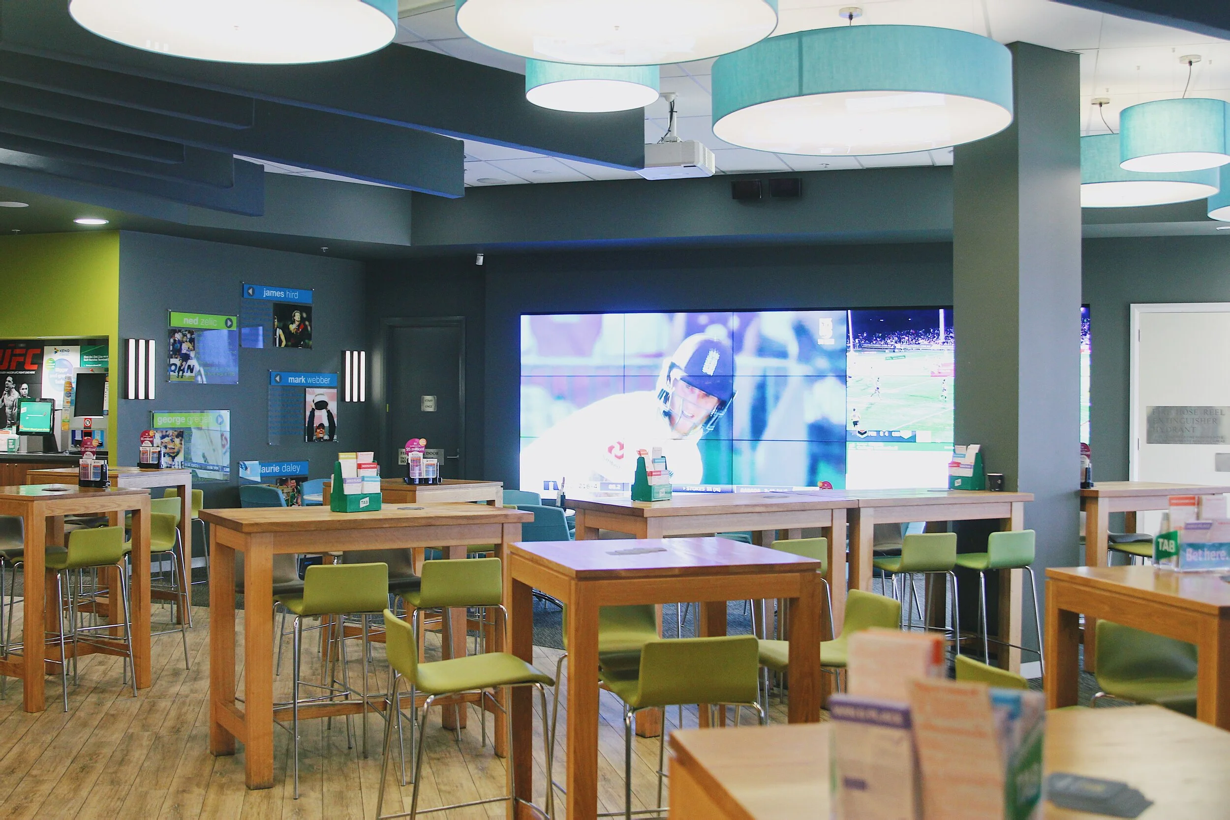 Eat & Drink — Hellenic Club