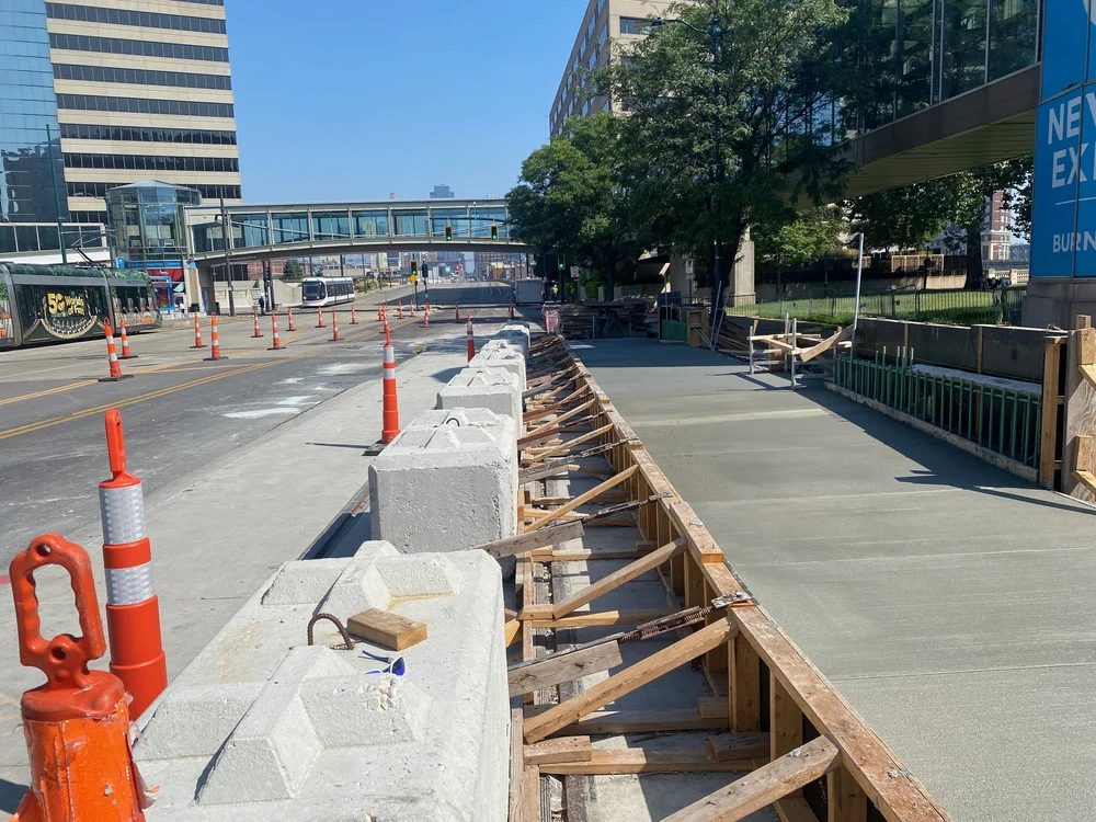 Stages of a Streetcar Stop — Build KC Streetcar