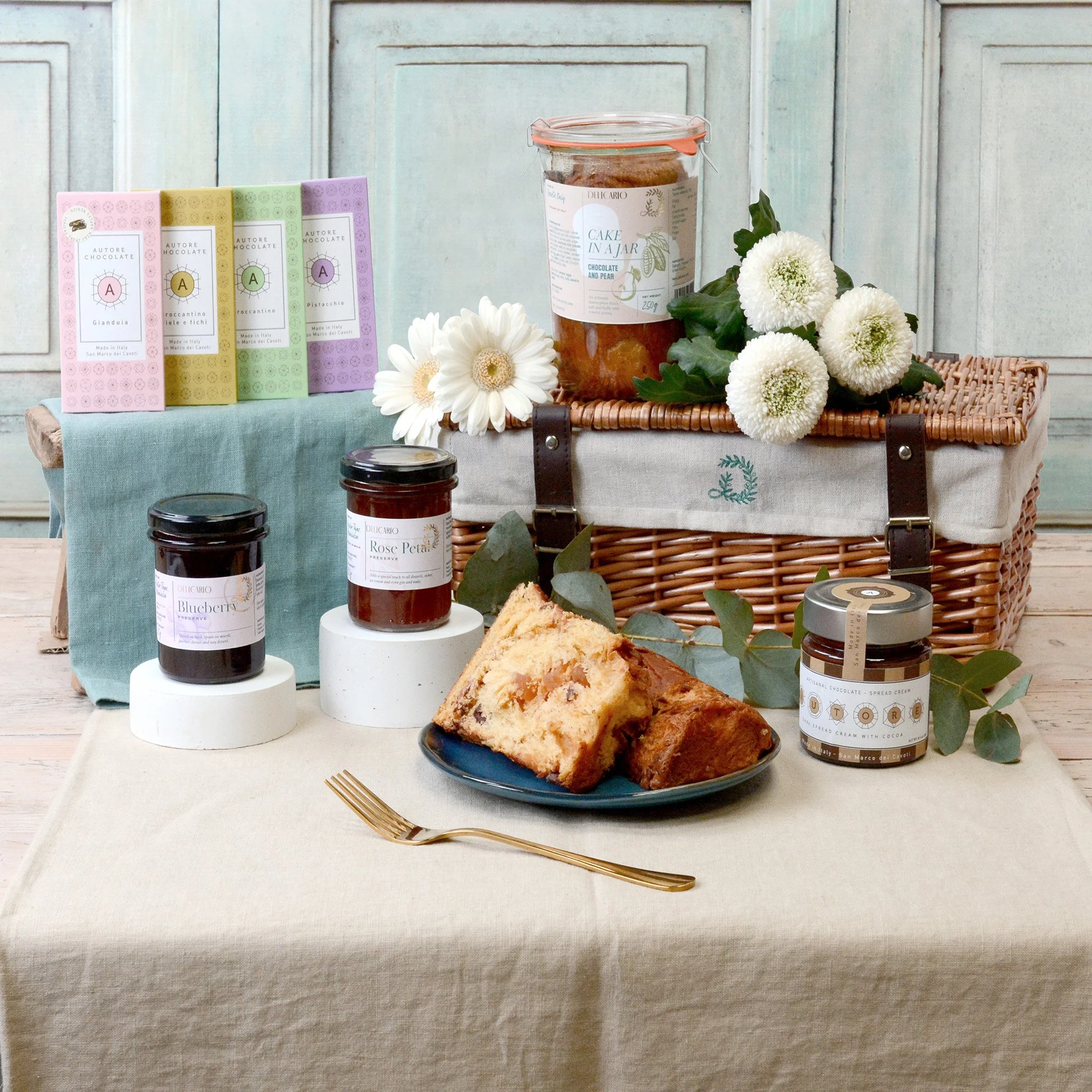 Hampers & Gifts — Delicario