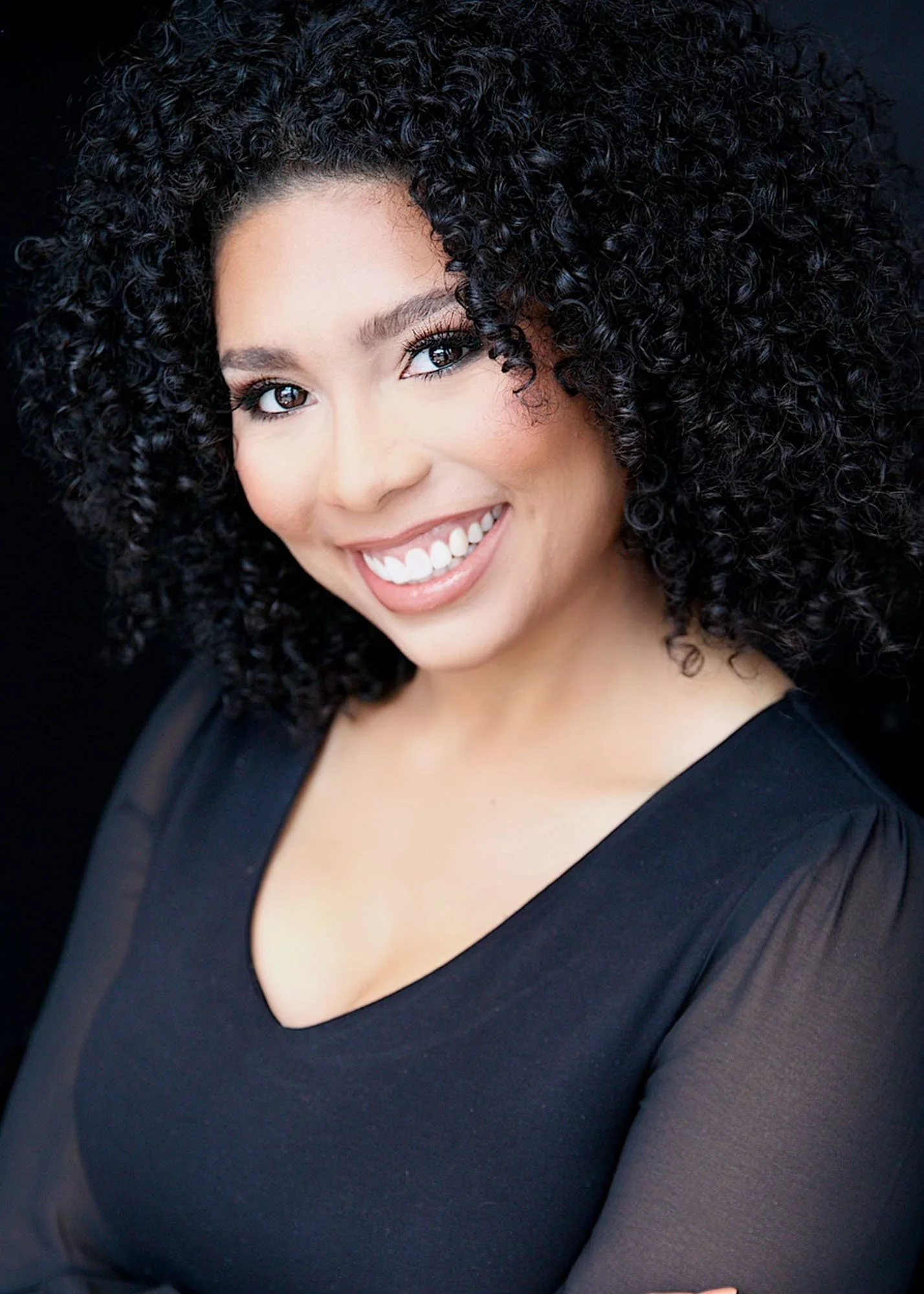 Sarena Rae | Artist, singer, performer from Grand Rapids, MI.