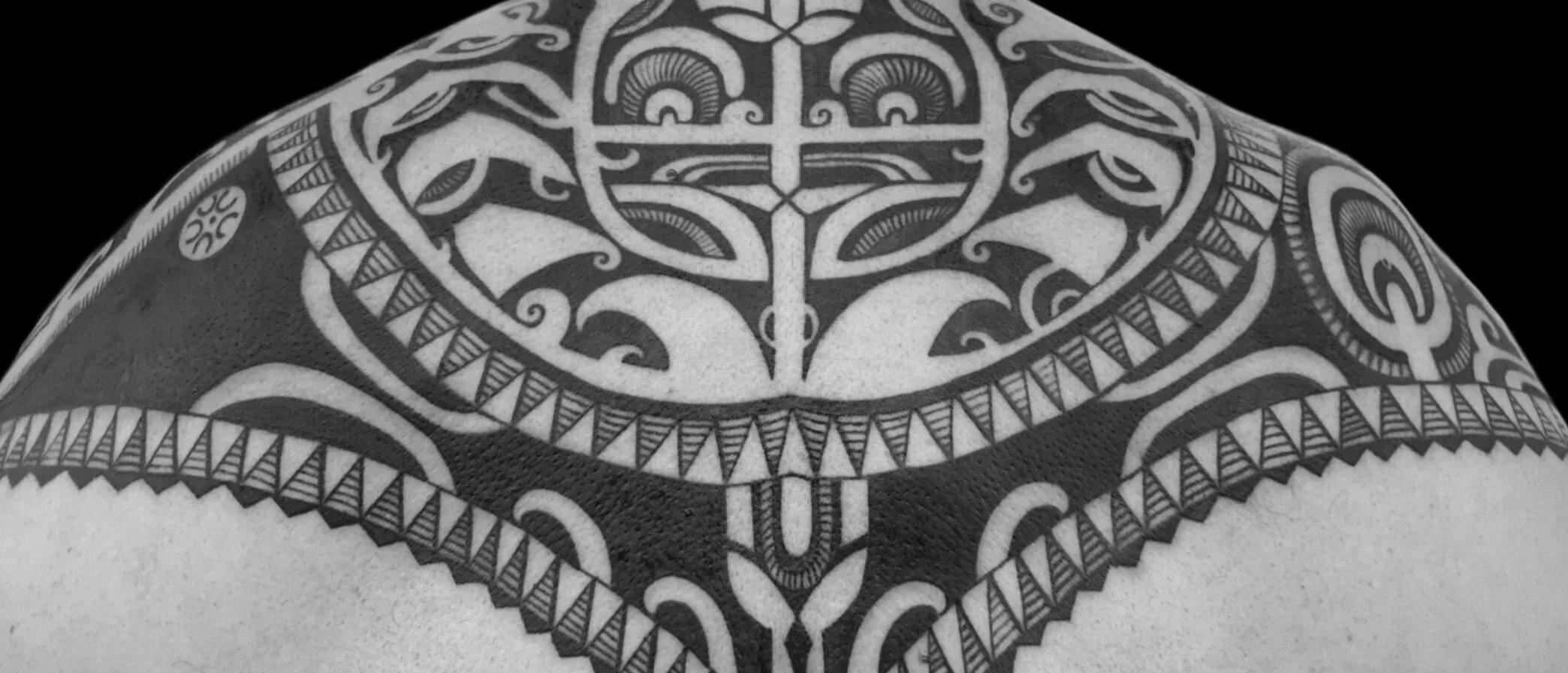 Jordan Wolfe | Hiwa Tattoo shop, Oahu