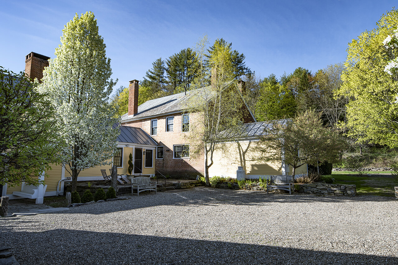 Riverside Terrace & Unique Vermont Farm Weddings | B&B Venue