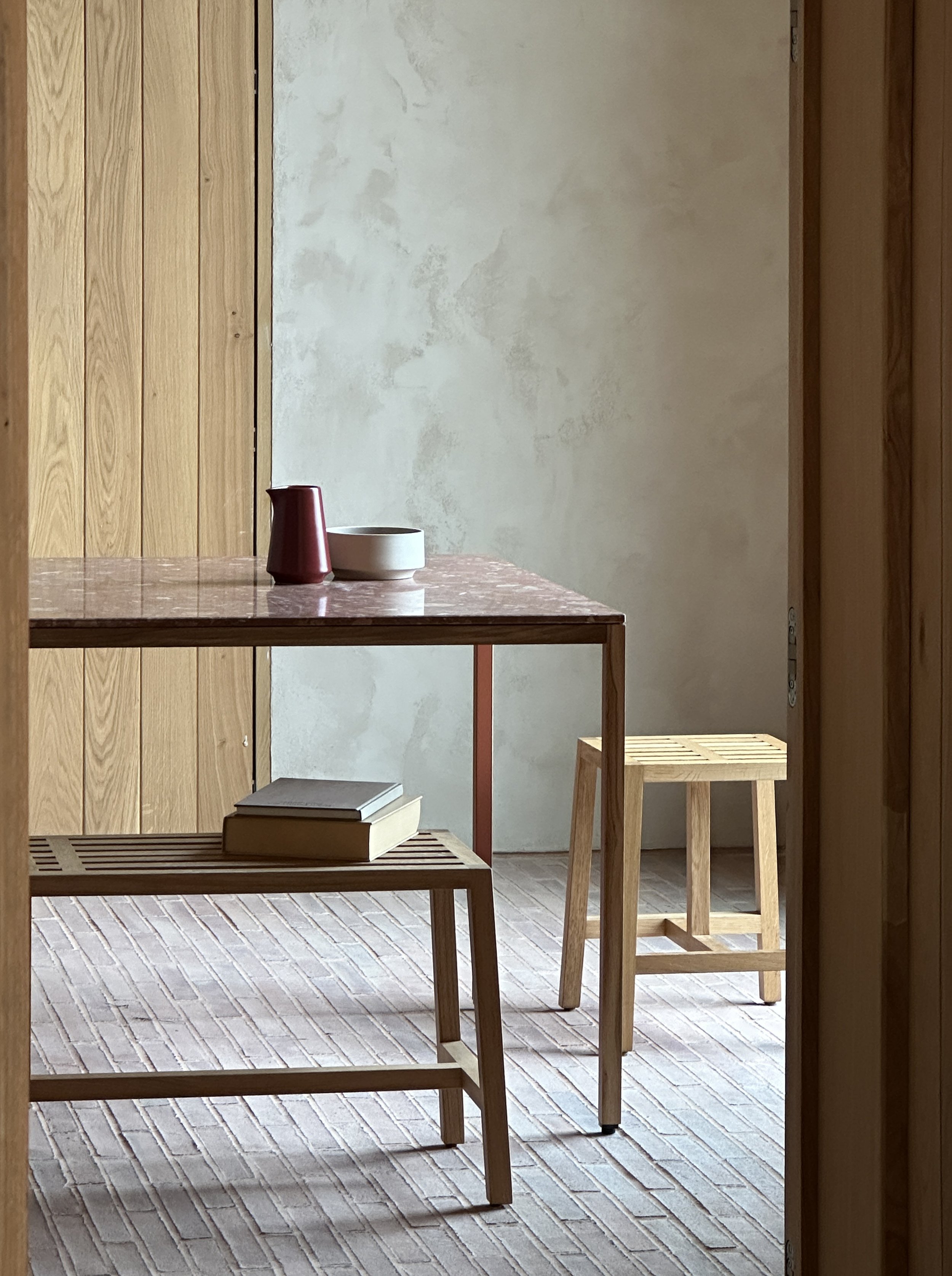 Bica table - Branca Lisboa