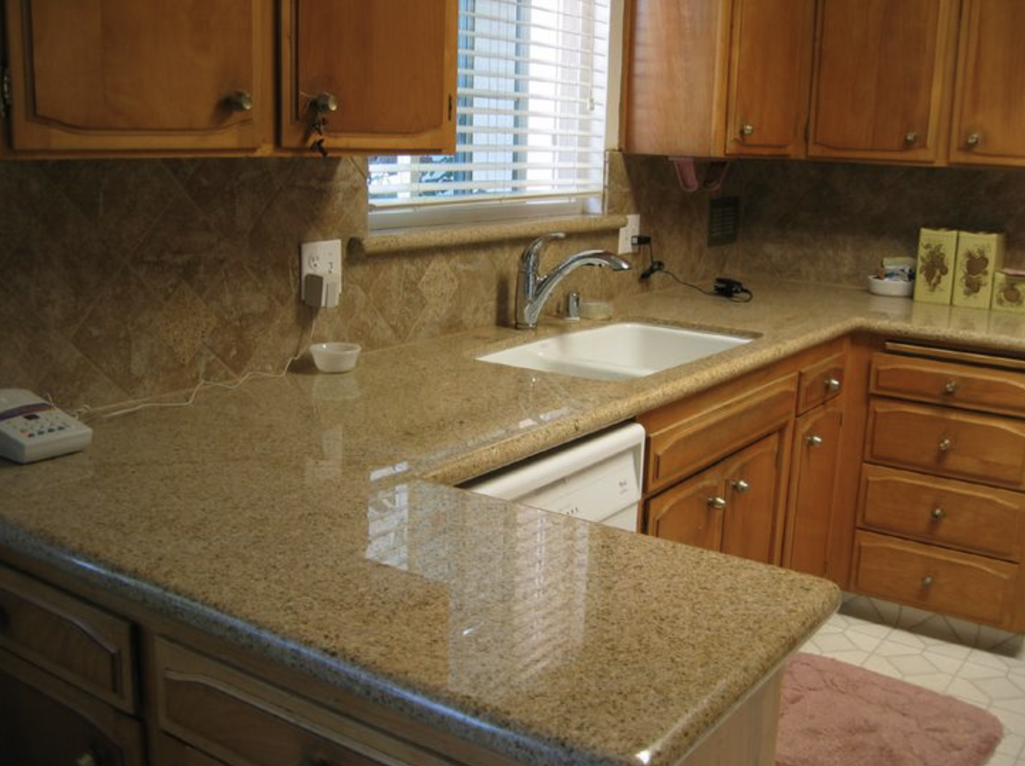 Sandy-Gold-Granite-houston-countertops — iGranite Countertop and ...