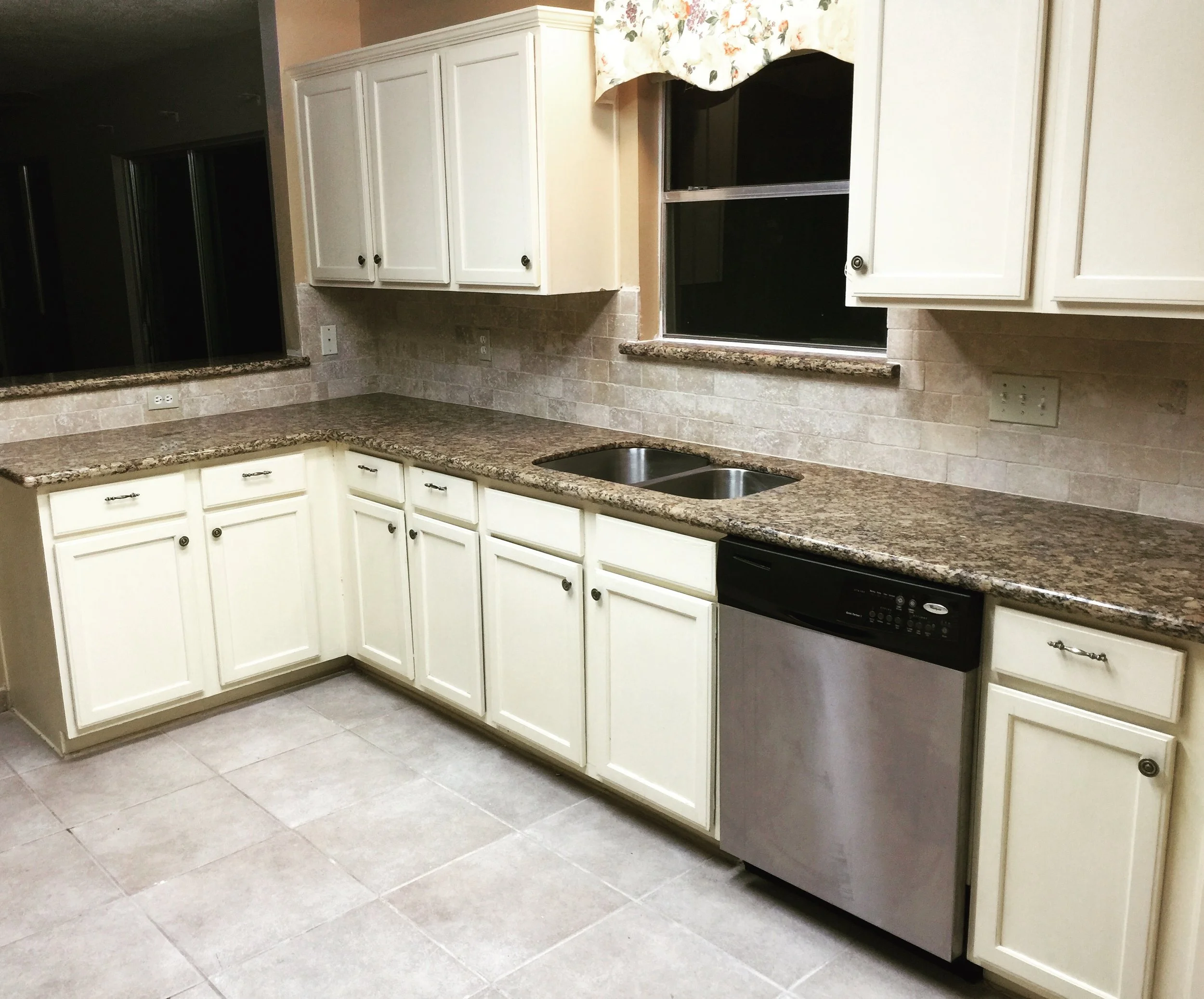 Giallo-Forito-Granite-houston-countertops — iGranite Countertop and ...