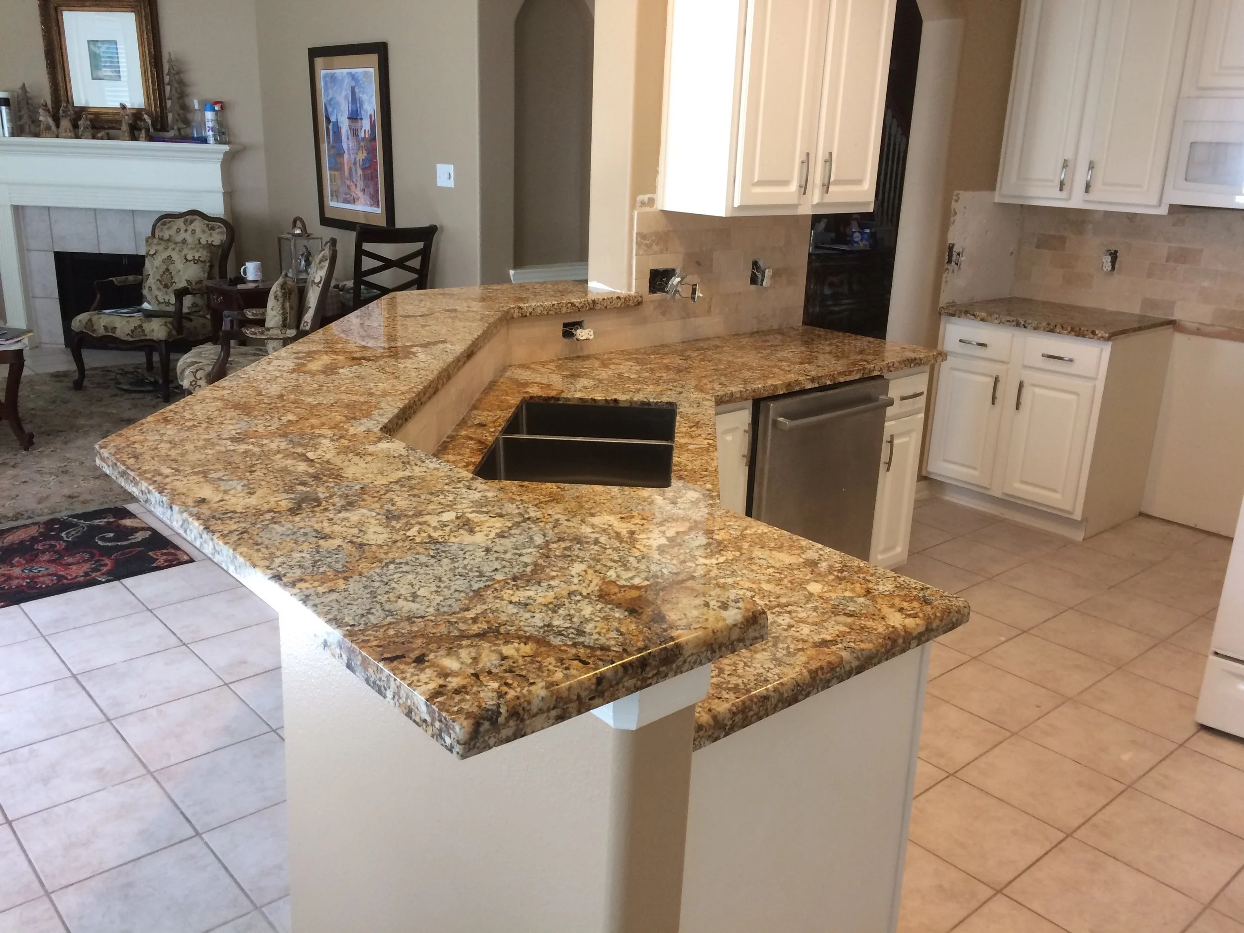 Luis-Gold-Granite-houston-countertops — iGranite Countertop and Cabinet ...