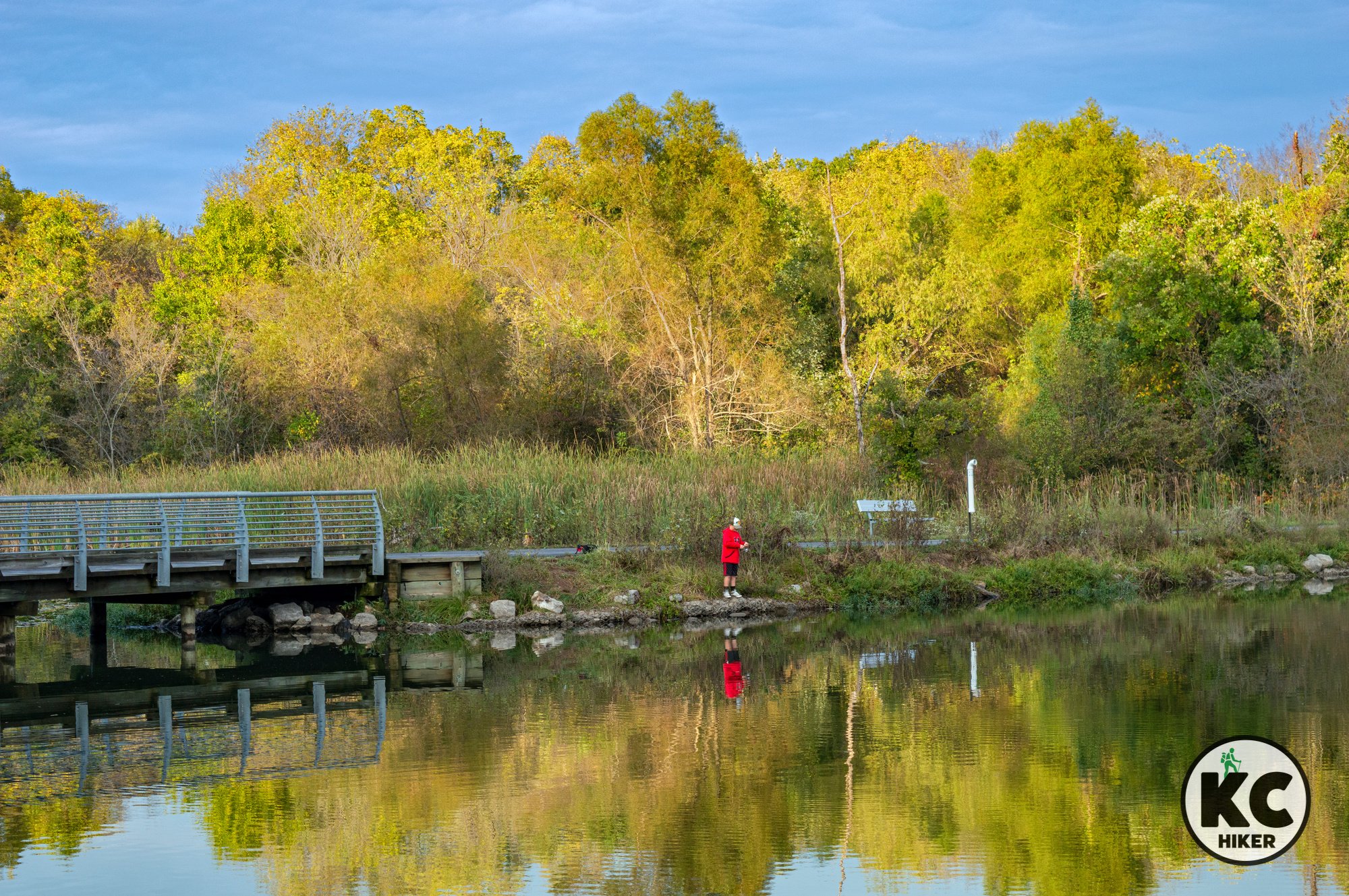 Nature in an Urban Setting: Blue Springs’ Lake Remembrance Trail - KC Hiker