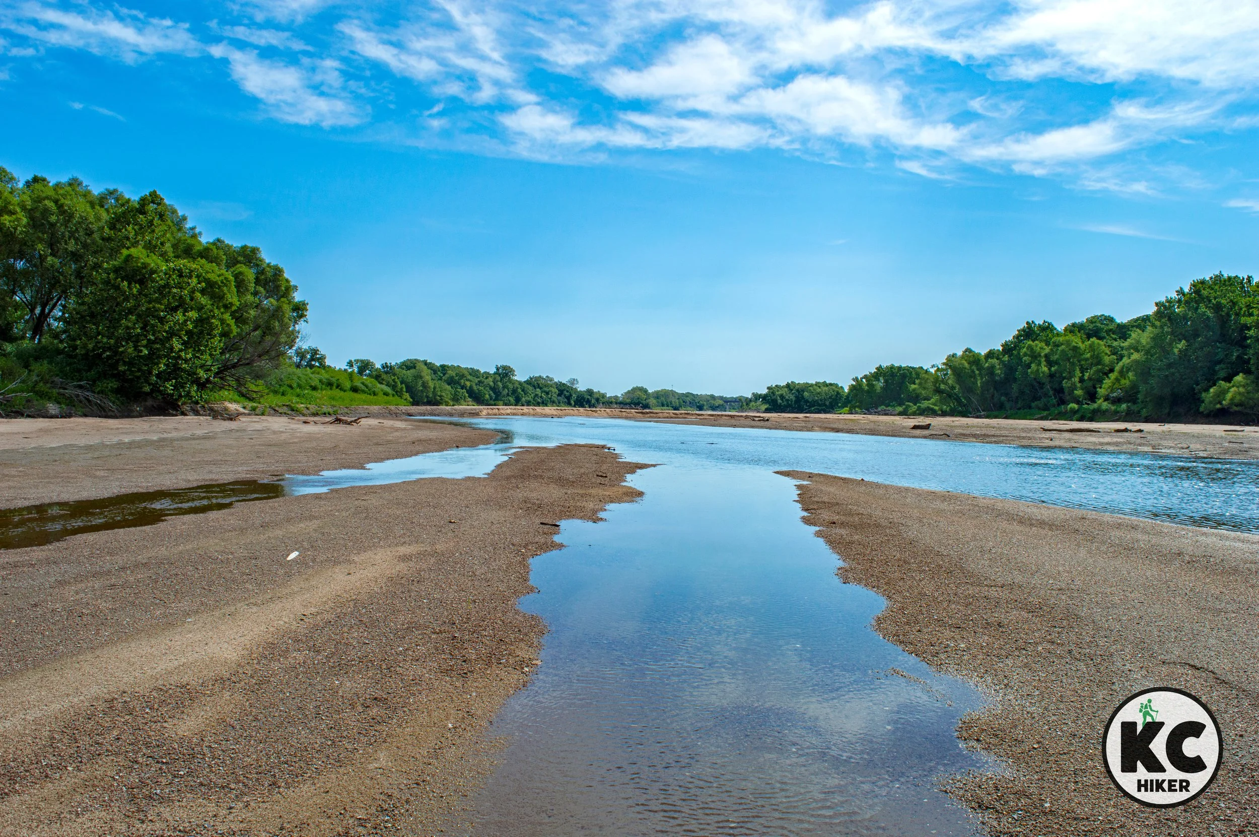 Day Trips: Hiking Trails in the Greater Kansas City Area
