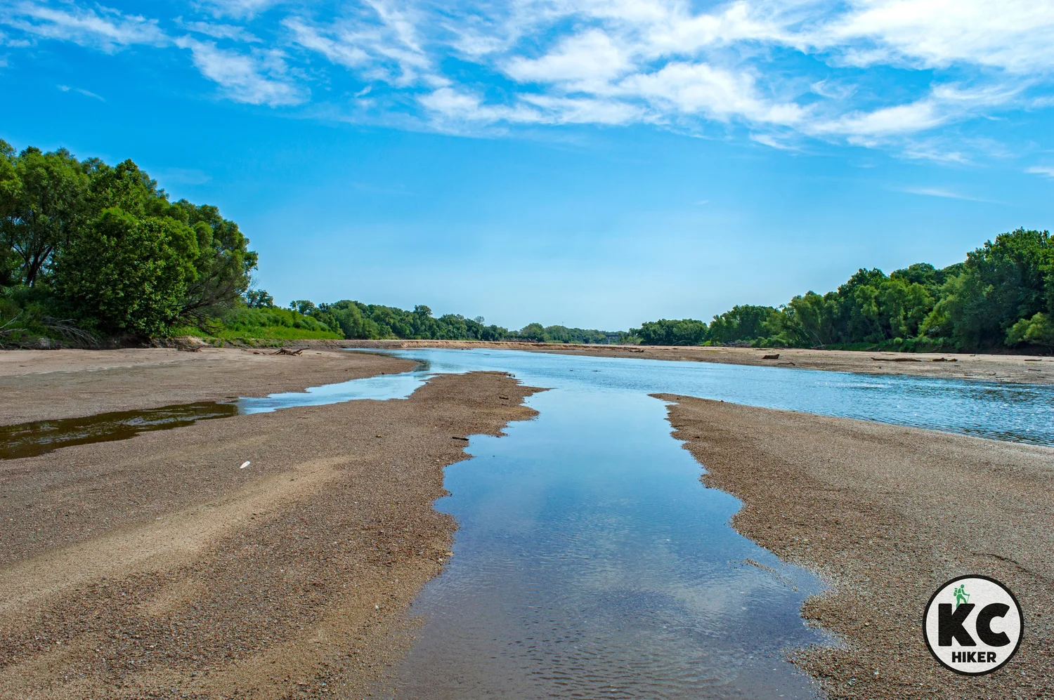 Day Trips: Hiking Trails in the Greater Kansas City Area