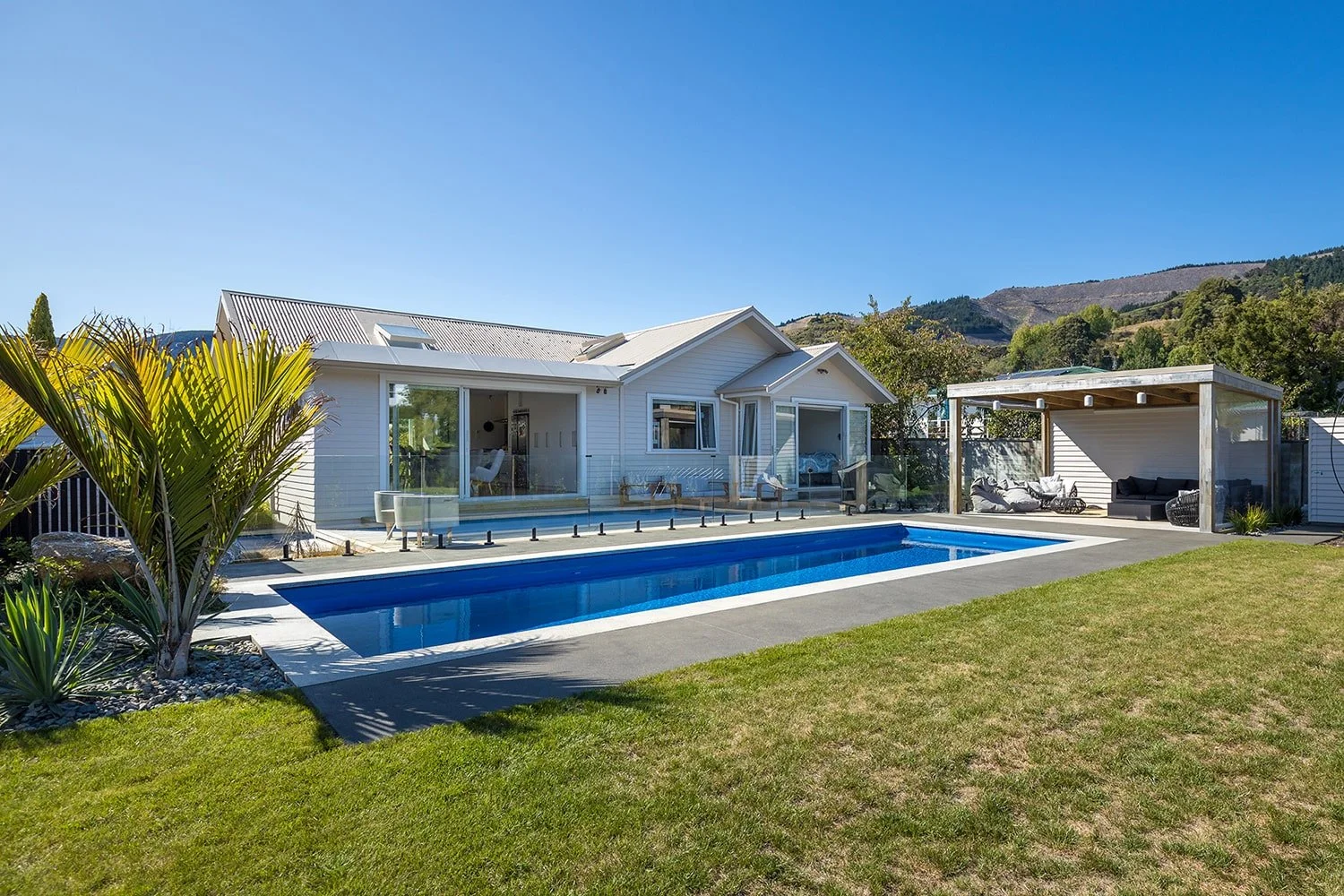 New Vision Pools | Swimming Pool Builder Nelson