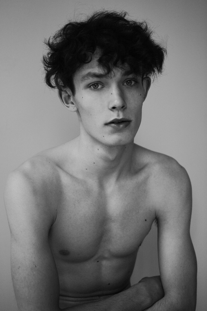 Chromosome Y by Tommaso Montino | Postscript Magazine