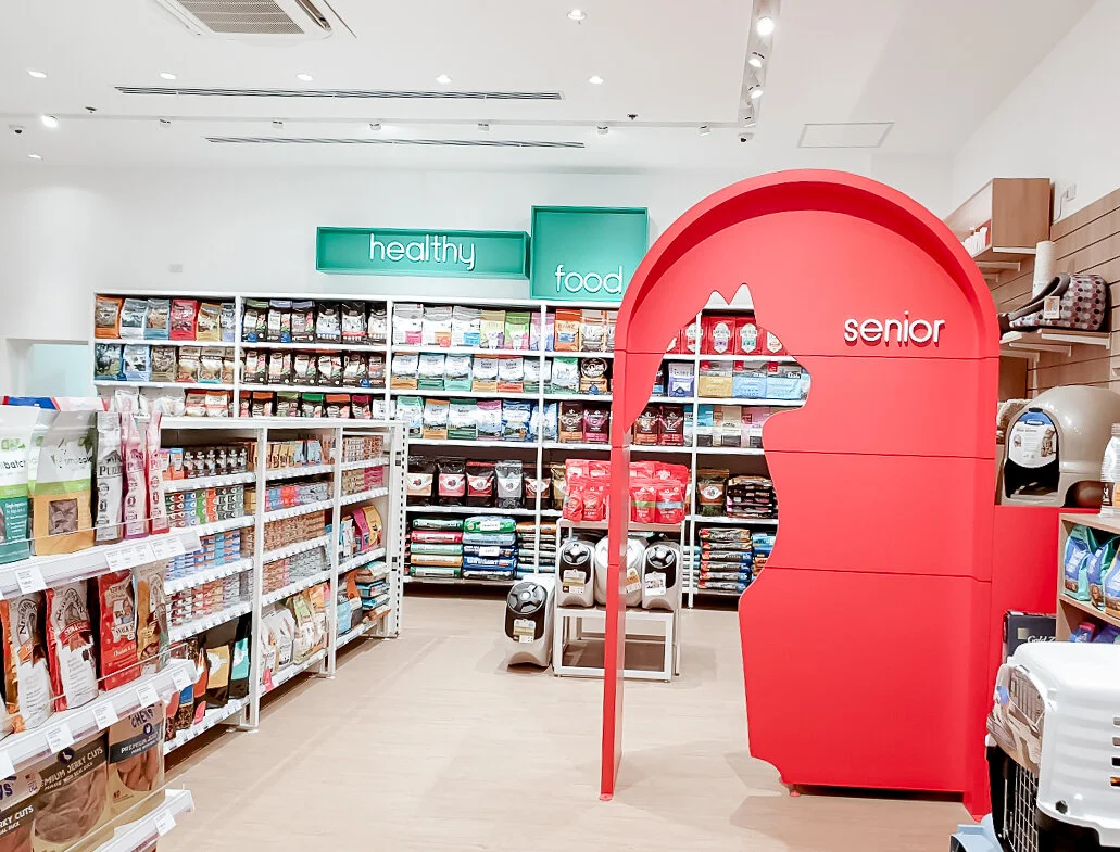 Bow & Wow Robinsons Magnolia — Solid Mountain Builders, Inc.