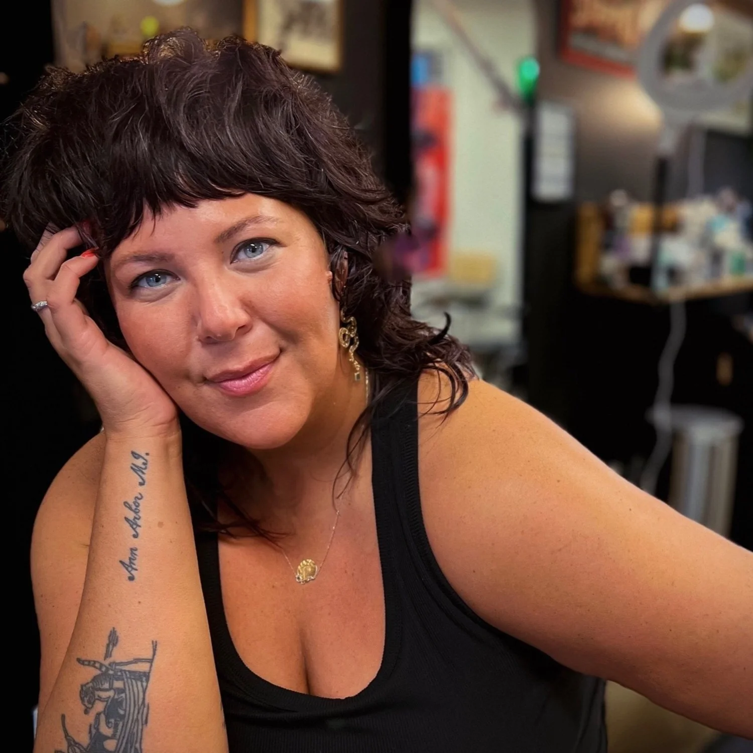 Black Cat Barber & Salon