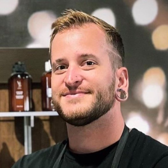 Best Barber Shop Near Vinings, GA | Call 678-217-4367