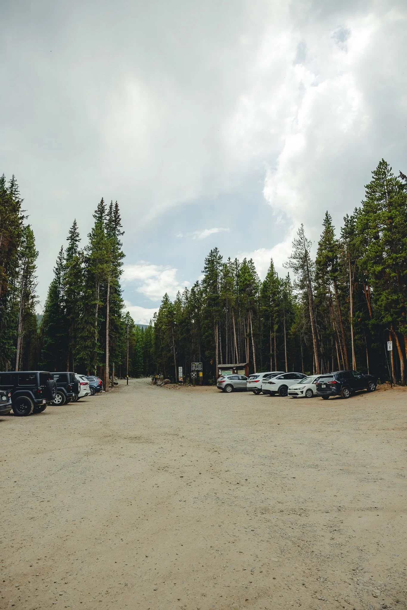 Breckenridge Colorado, The Ultimate Hiking Guide to Mohawk Lakes — The ...