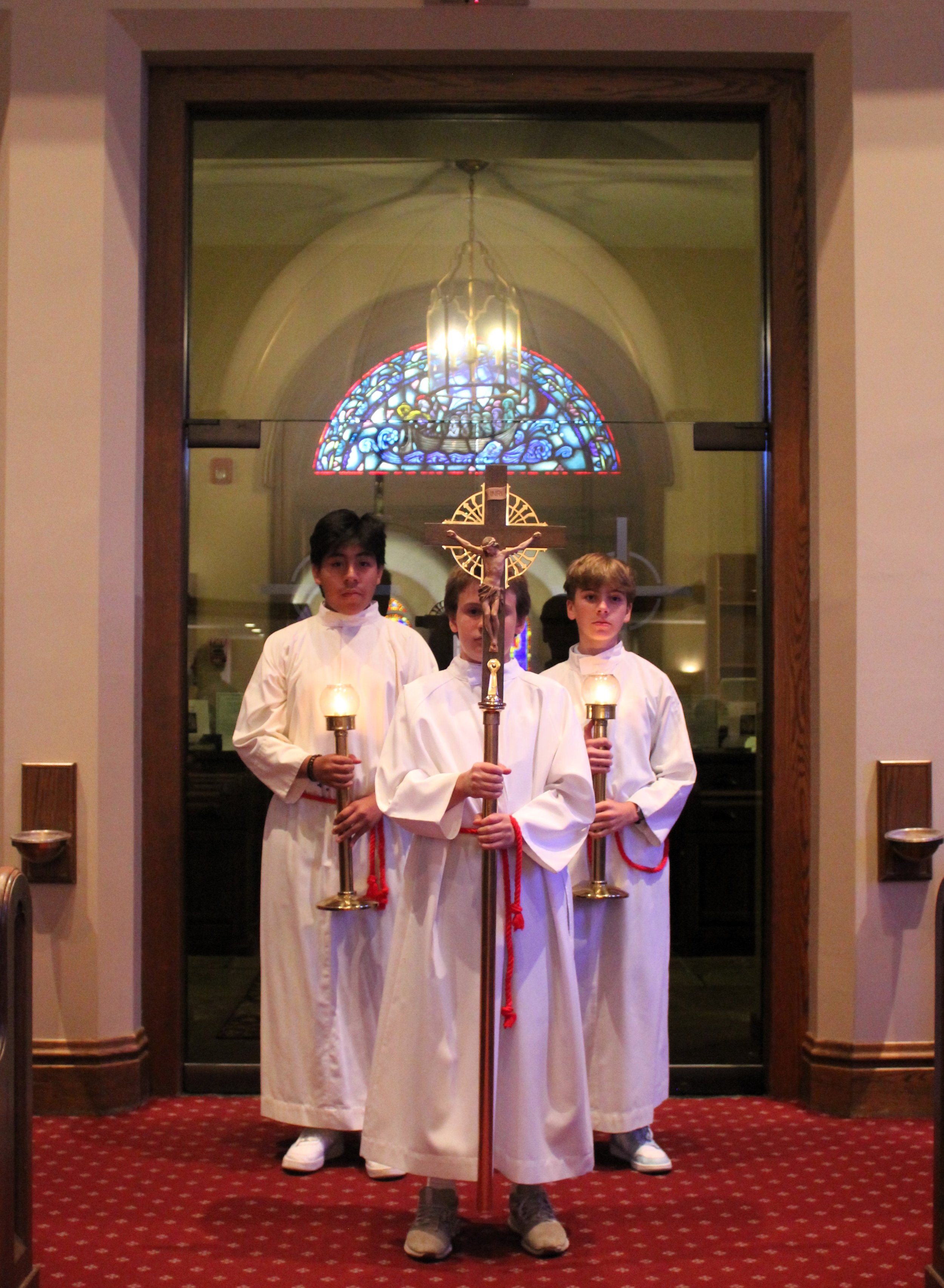 Altar Servers | Get Involved in Liturgical Service — Church of St. Mary