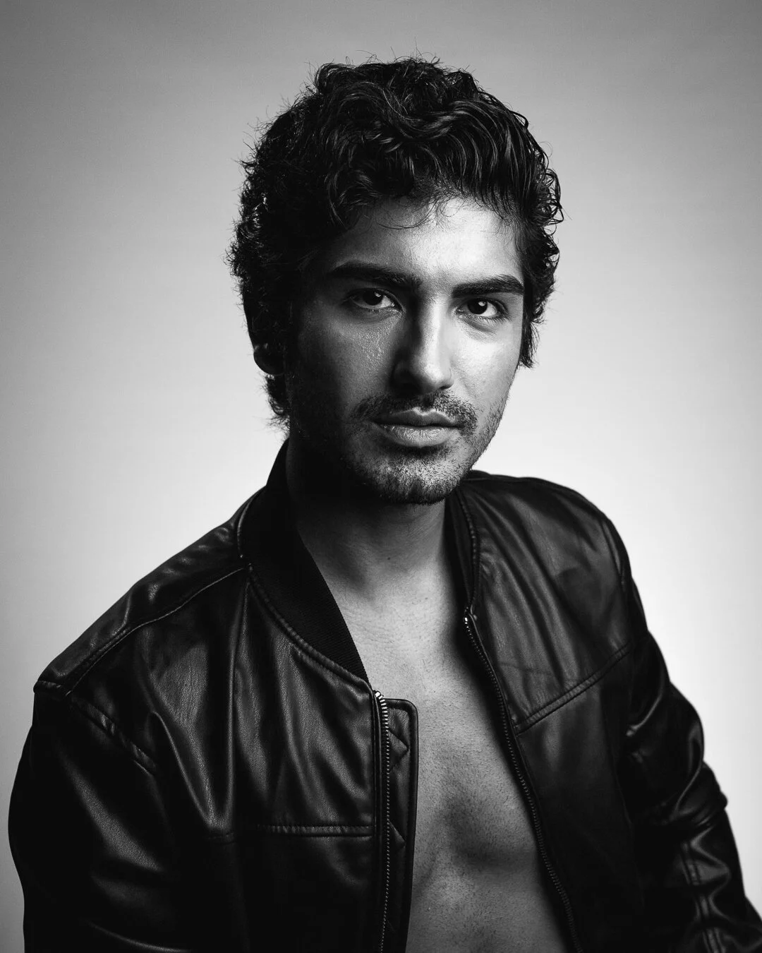 pouyaramzi.com — atlanta portrait studio