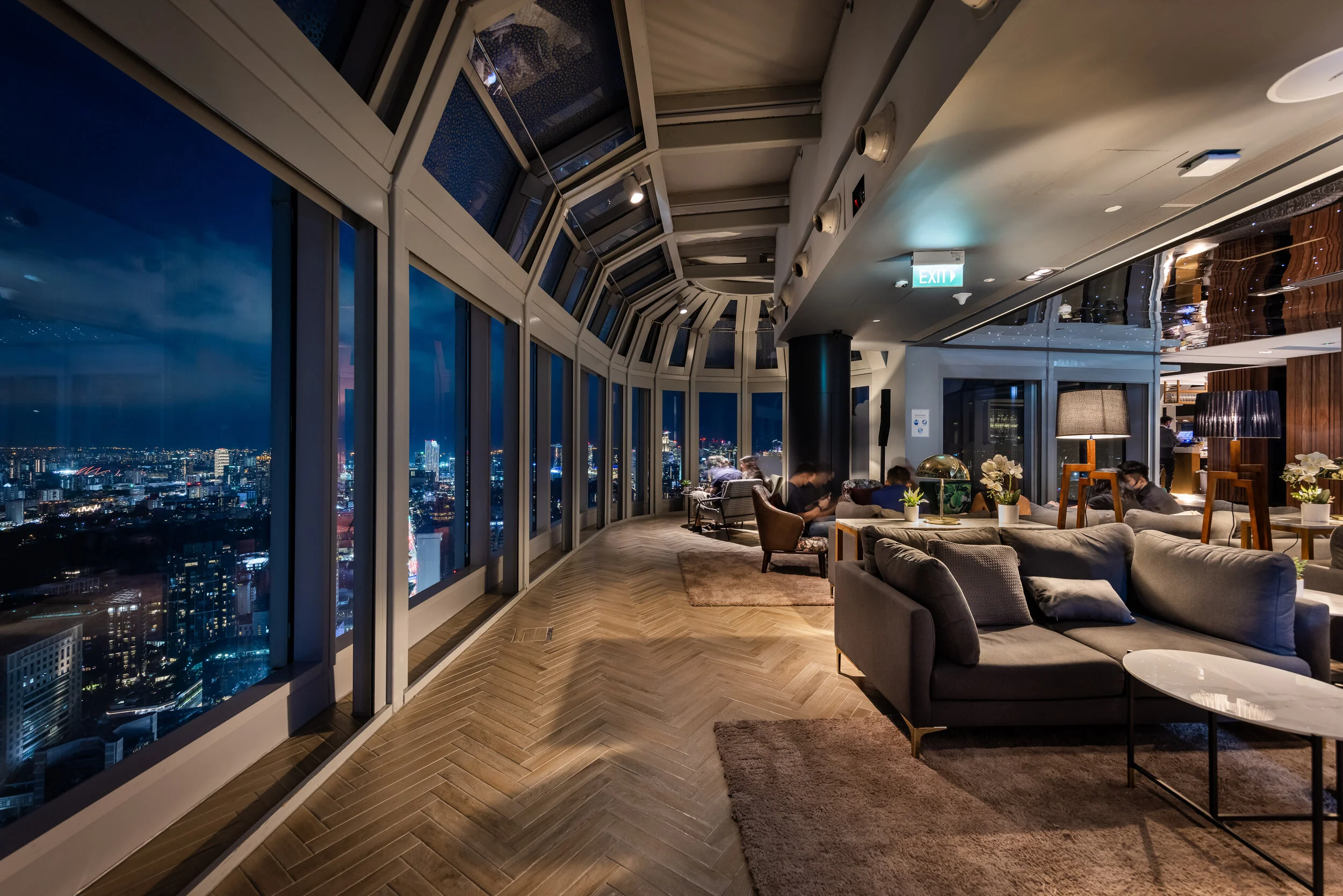 Social Lounge at Ion Sky – 1-Atico