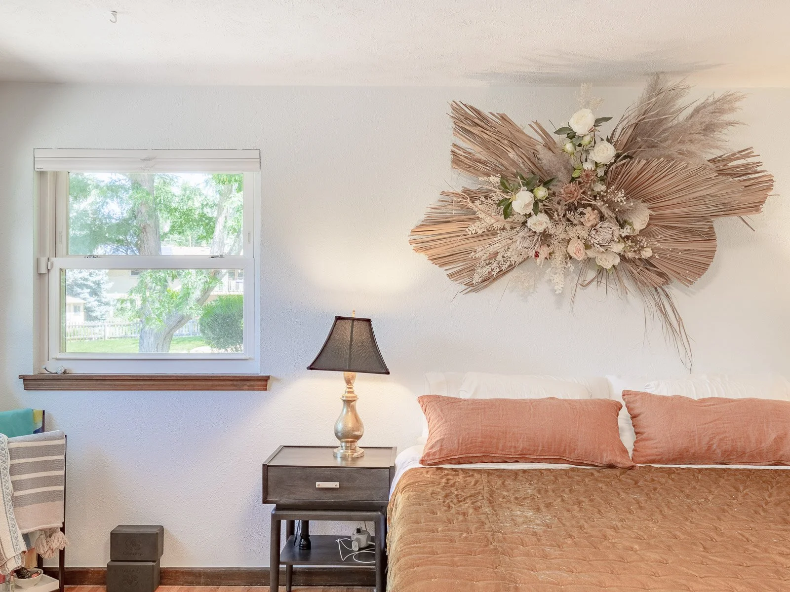 2155 Union Drive — Lefties Lens