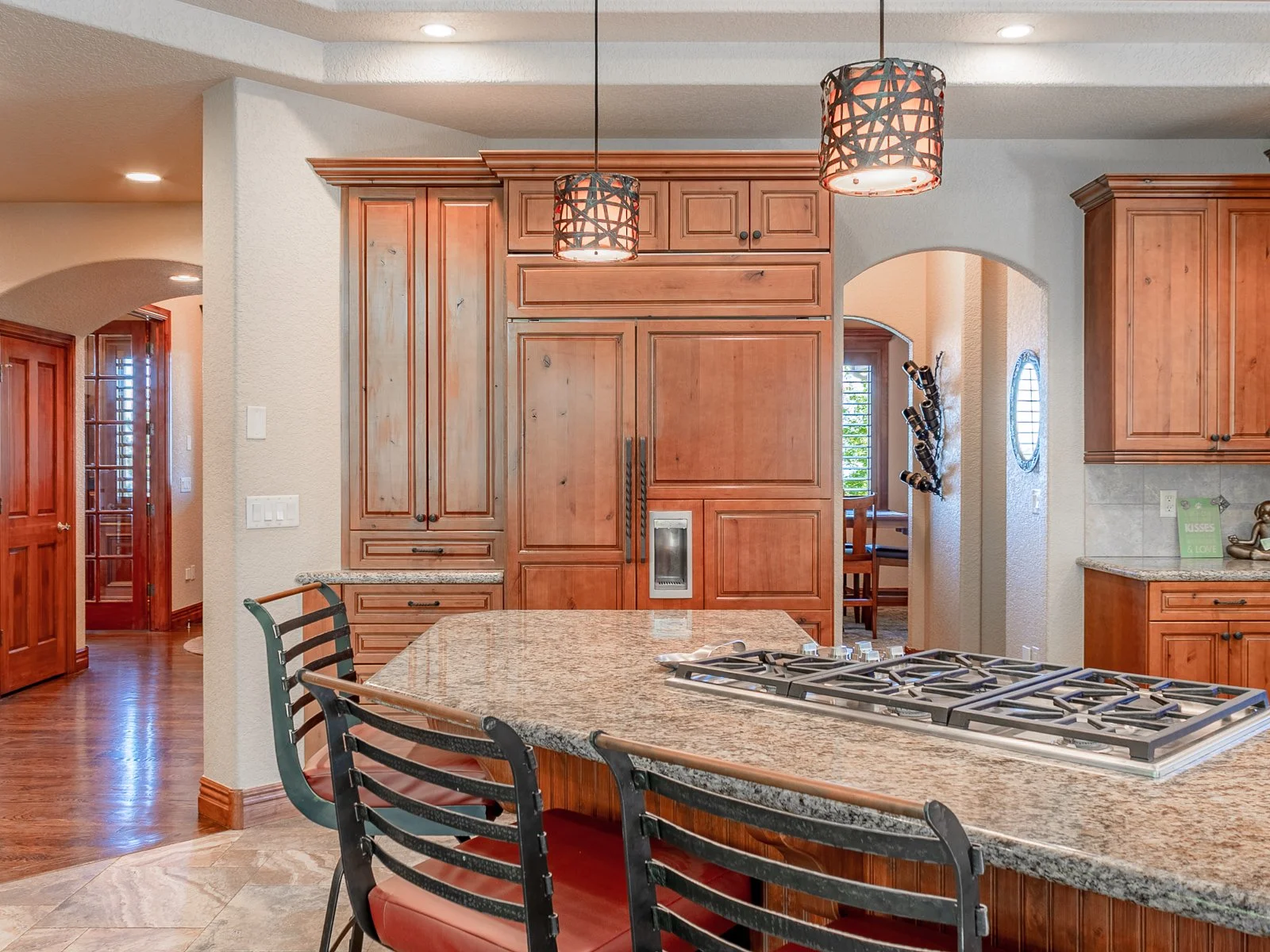 17344 Red Wolf Lane — Lefties Lens