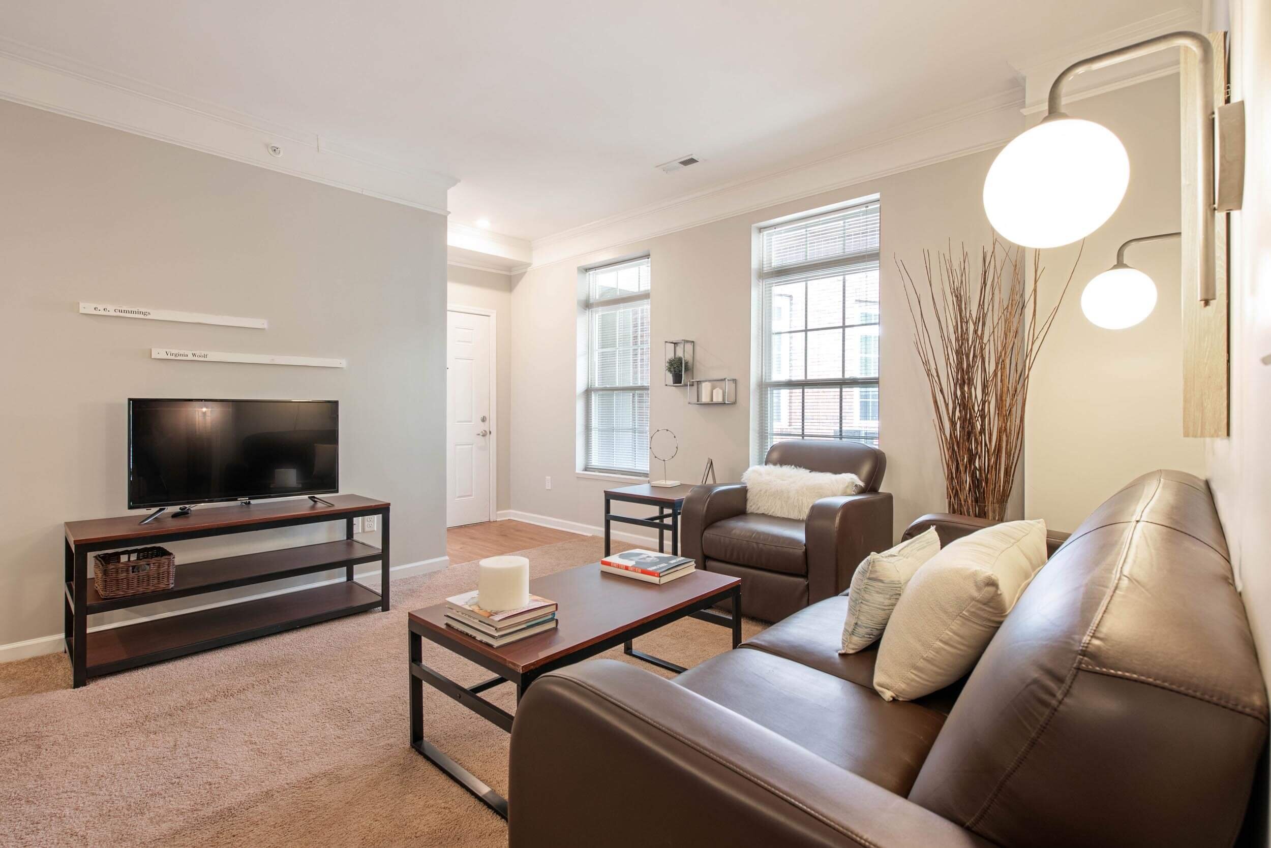 Gallery | Off-Campus Apartments — University Edge Cincinnati