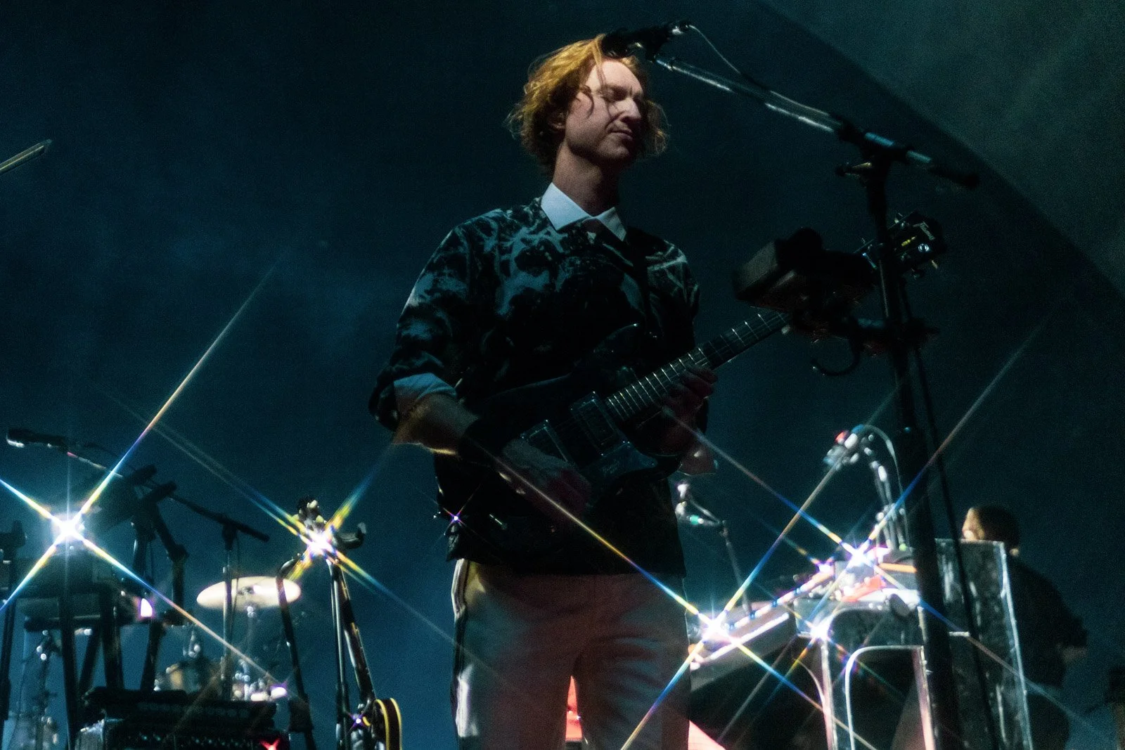 ARCADE FIRE ATTEMPTS TO ENCHANT THE FORUM AMID SEXUAL MISCONDUCT ...