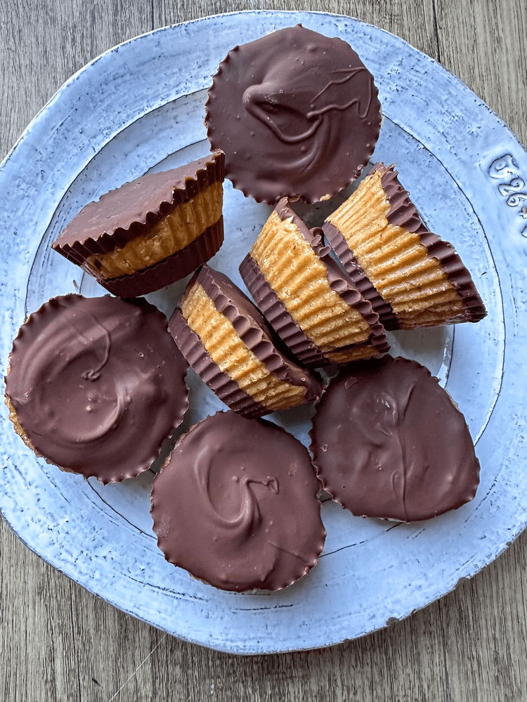 HOMEMADE (PROTEIN PACKED) REESE'S PEANUT BUTTER CUPS — Healthy Mood SF