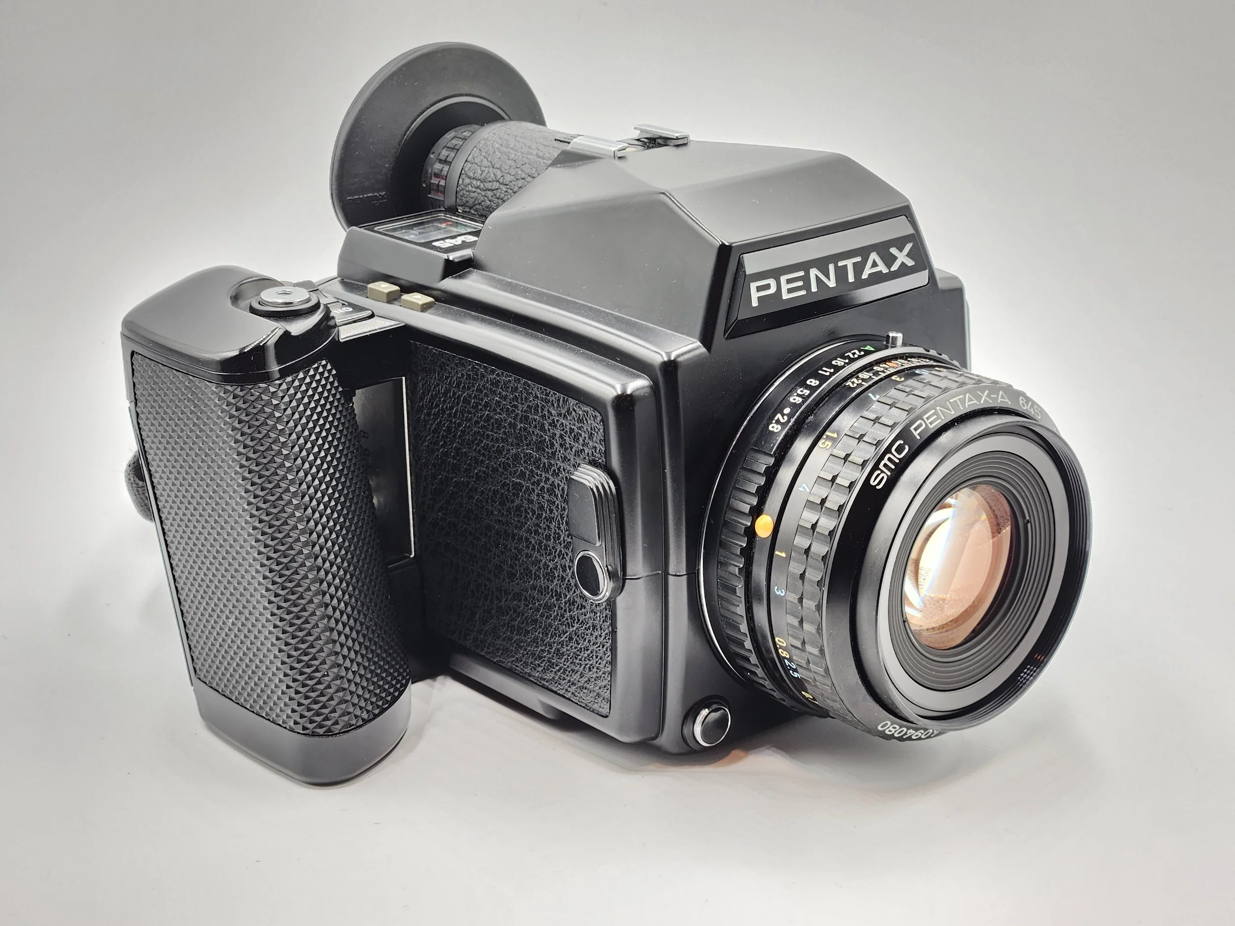 6 Most Affordable Medium Format Film Cameras 2024 — Nice Notes