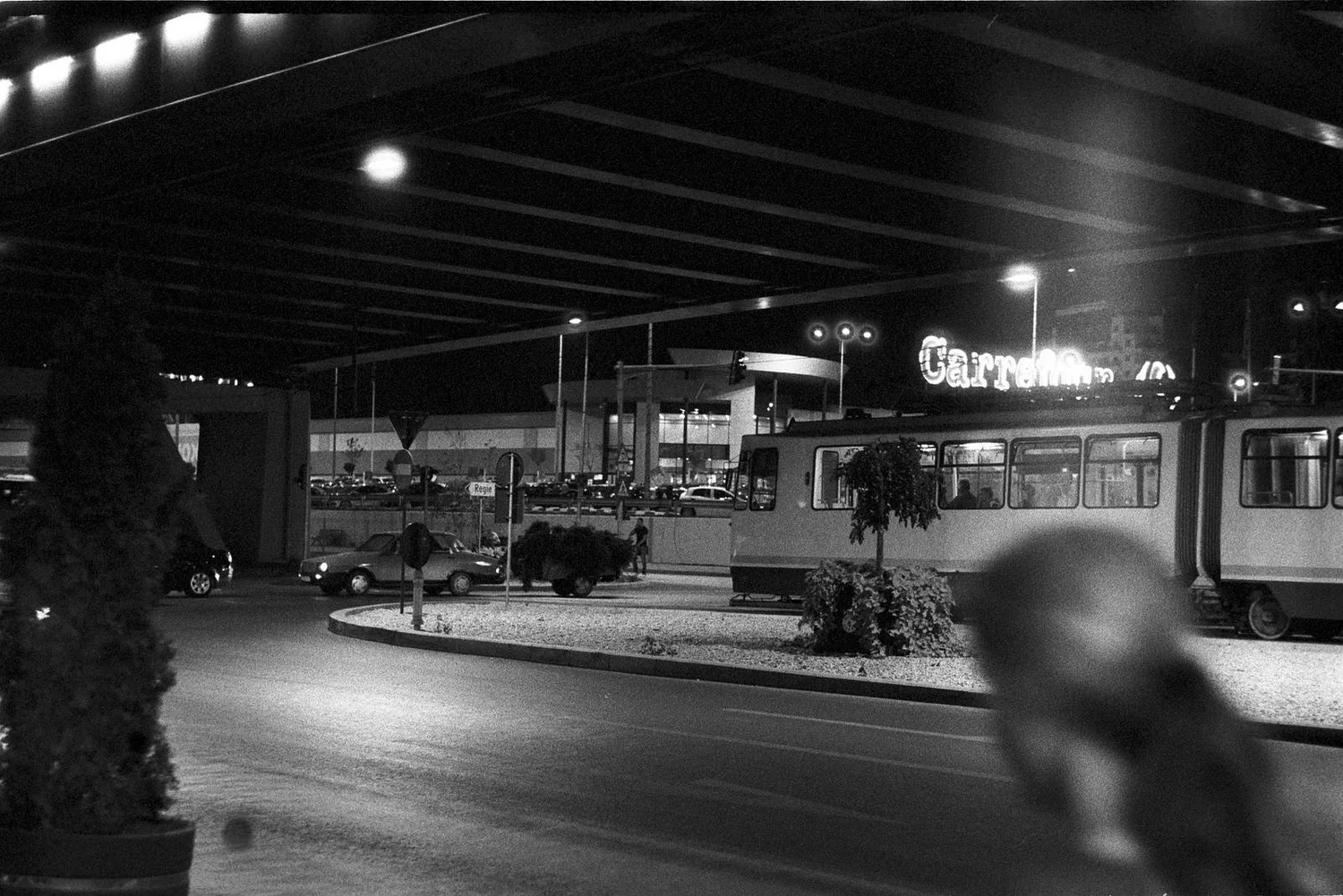 5 35mm Film Stocks Perfect for Night Photography — Nice Notes