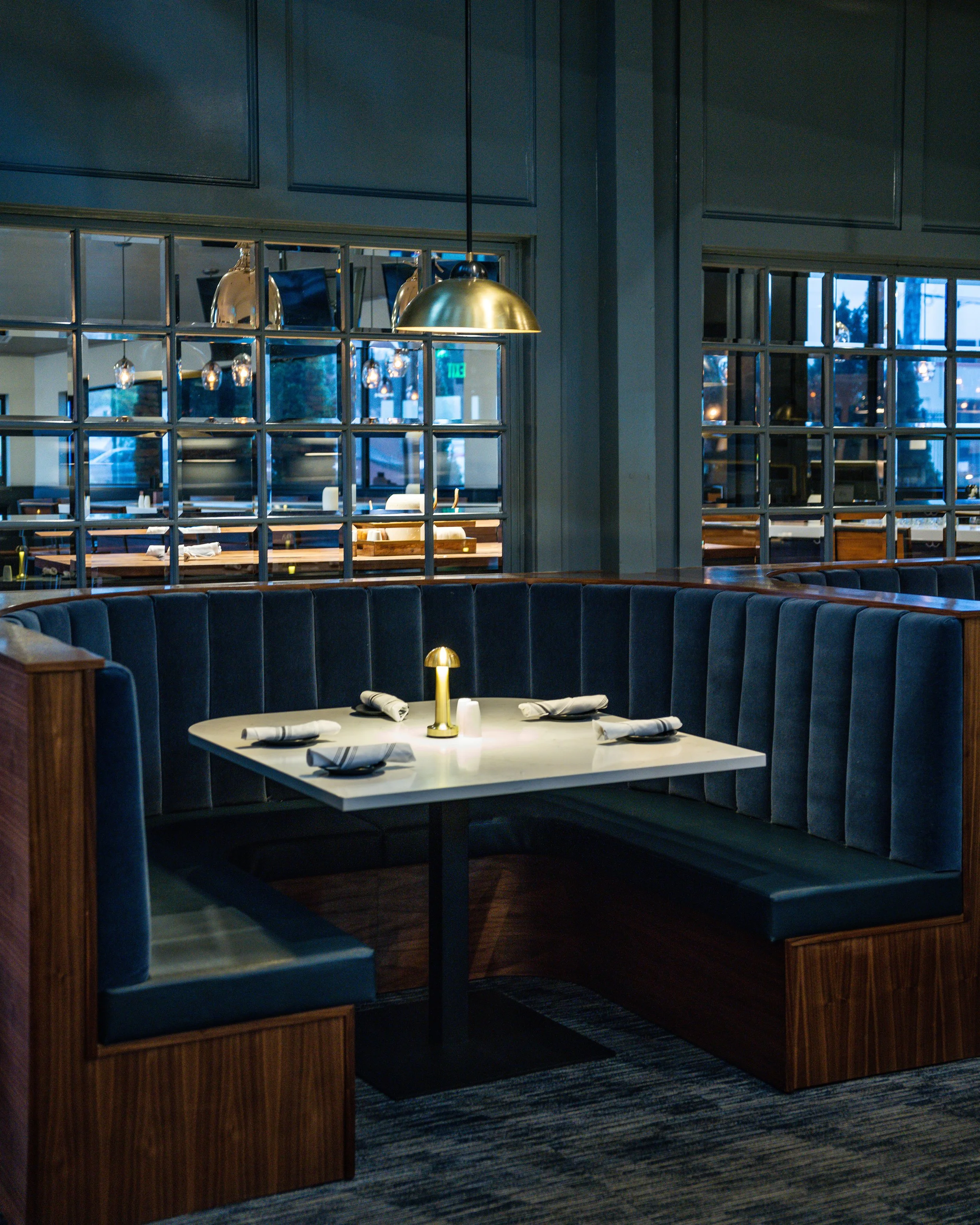 Michael's Cafe — Elizabeth Reich Interiors