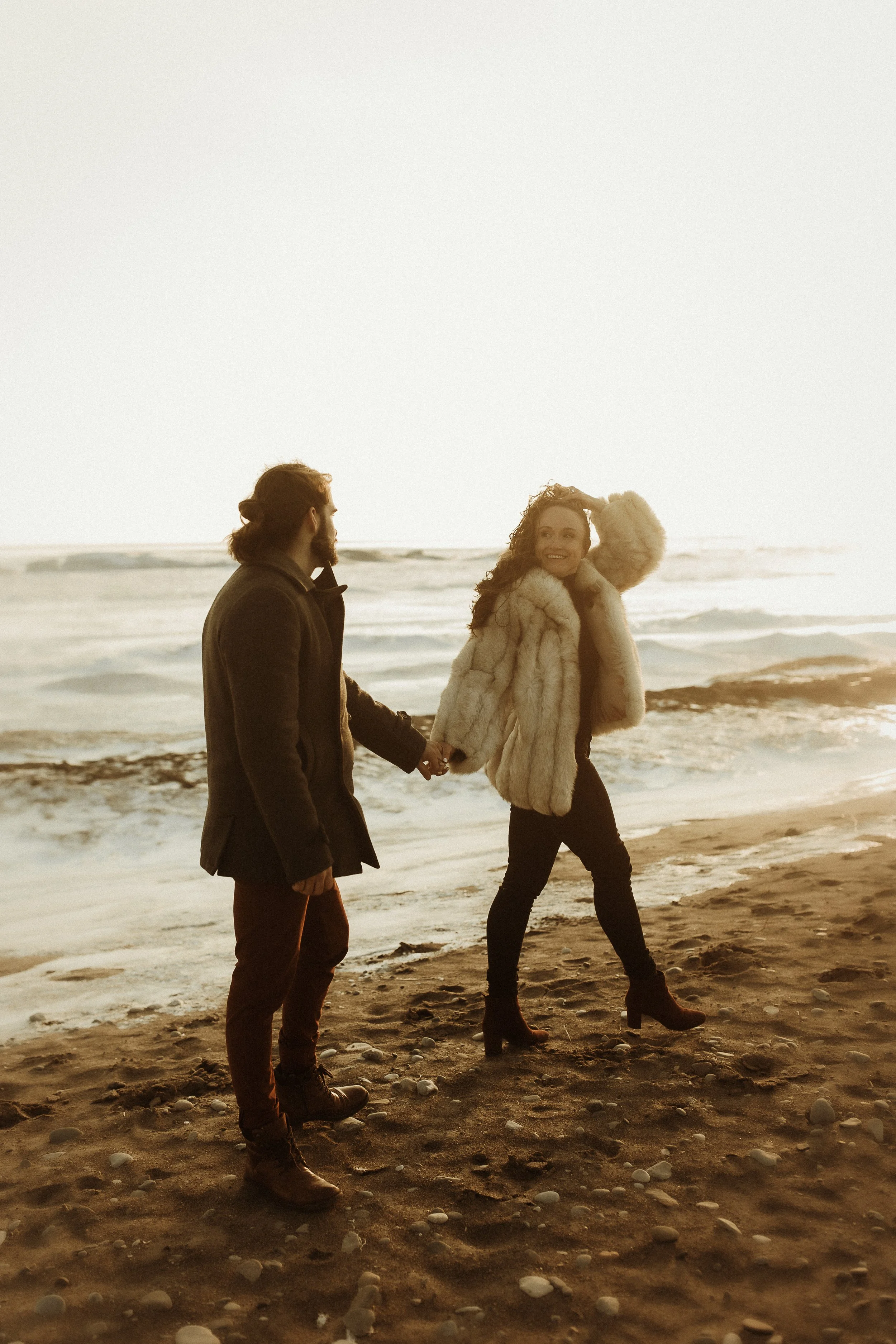 Winter Beach Engagement Chatham Kent — Nicole Leigh Photography