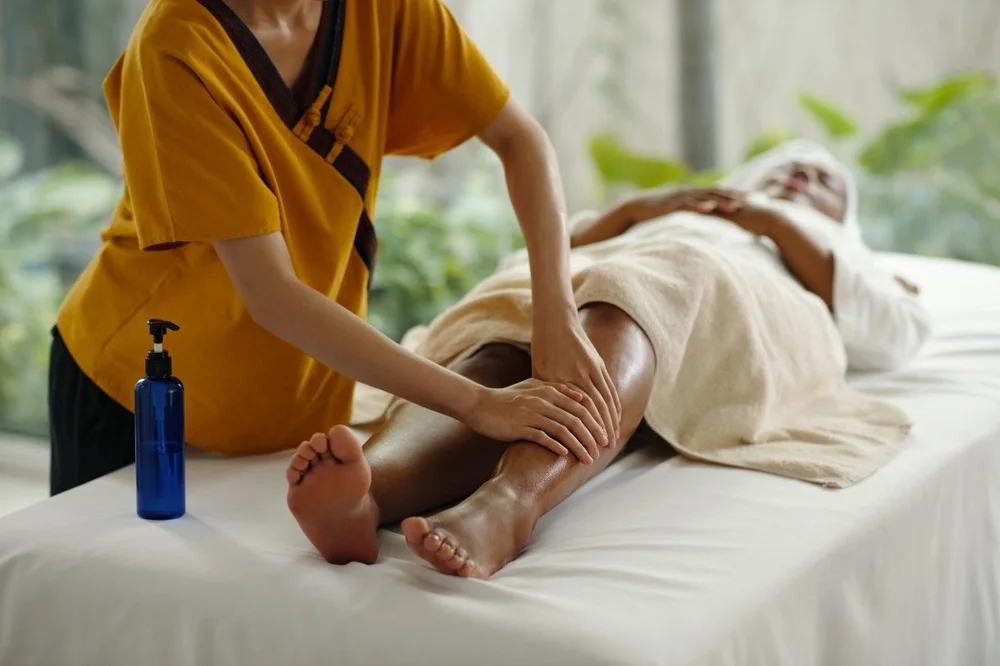 How Does a Full Body Massage Help in Improving Your Health? — New Moon ...