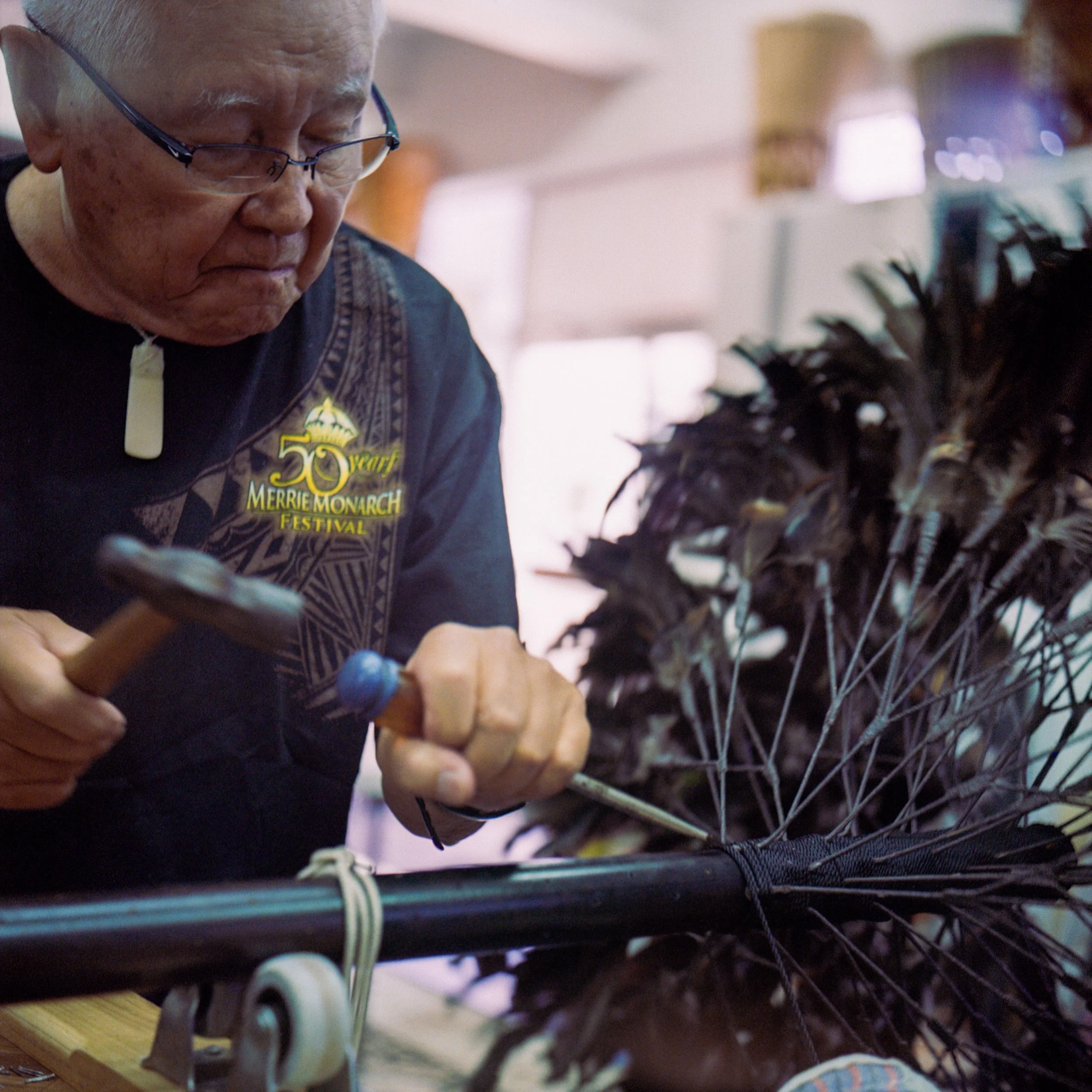 Making of Hawaiian Feather Kahili | Kodak Portra 800 — LISA K CHO
